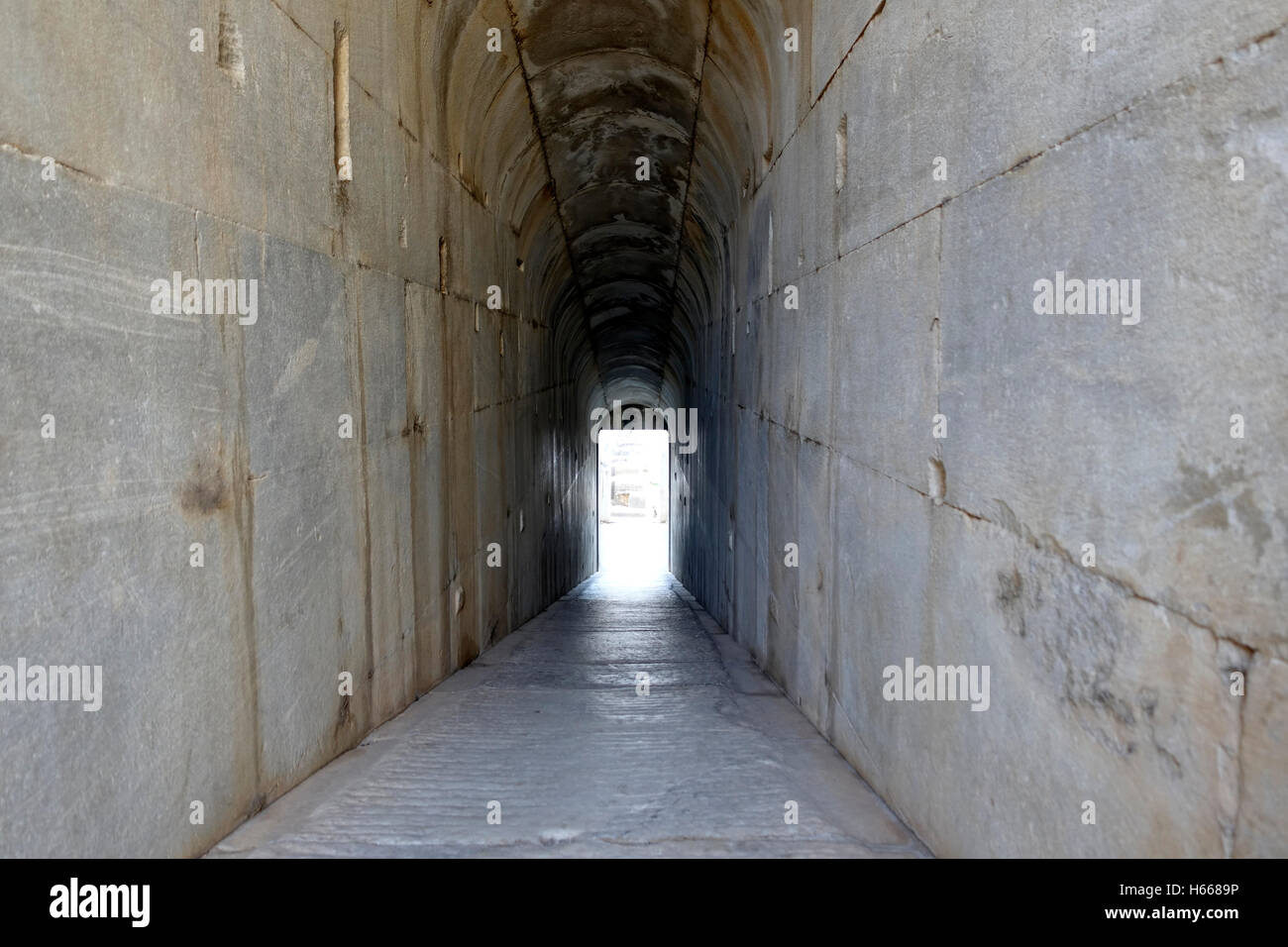 Historic Temple corridor Stock Photo - Alamy