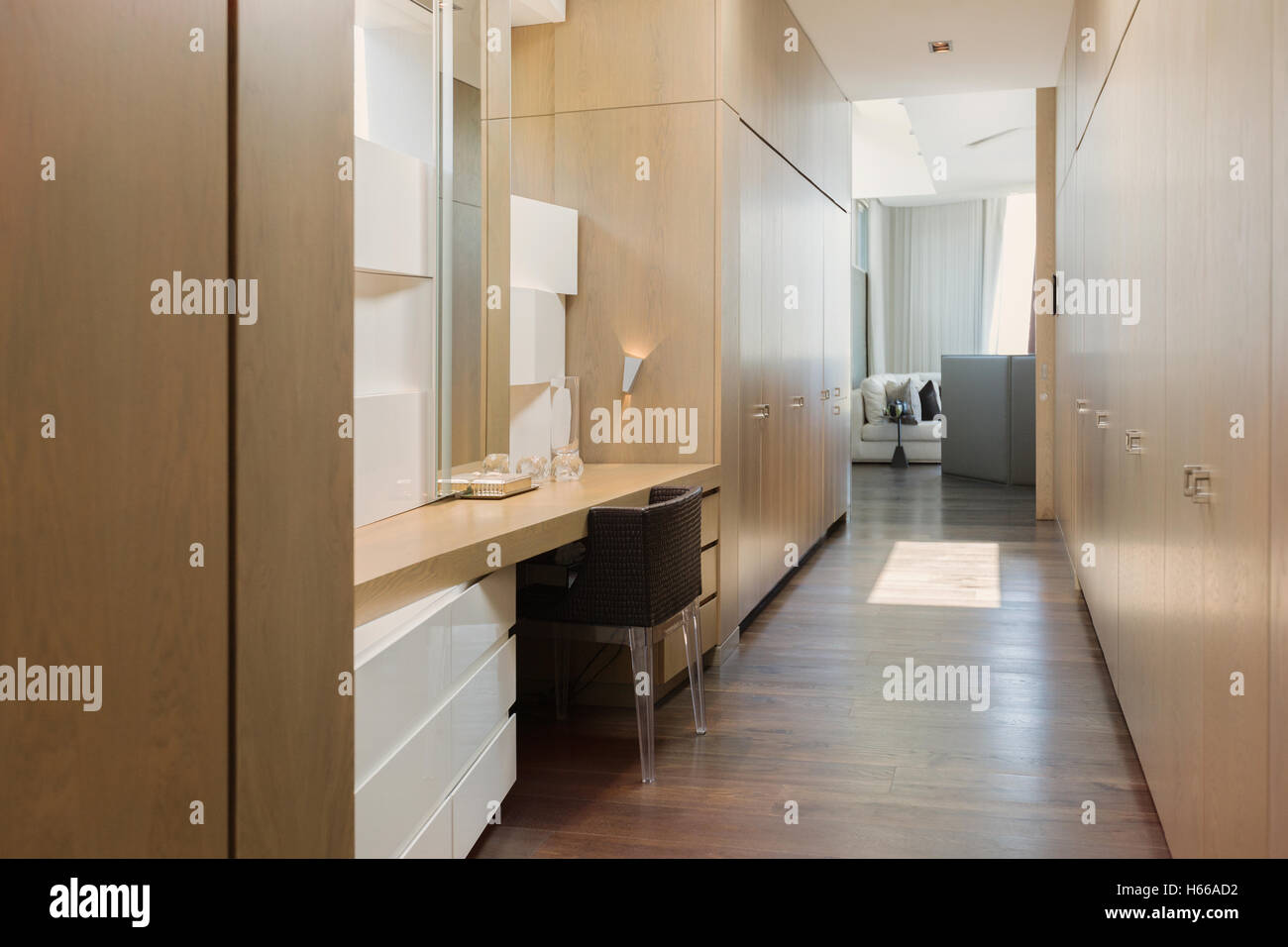 Home corridor hi-res stock photography and images - Alamy