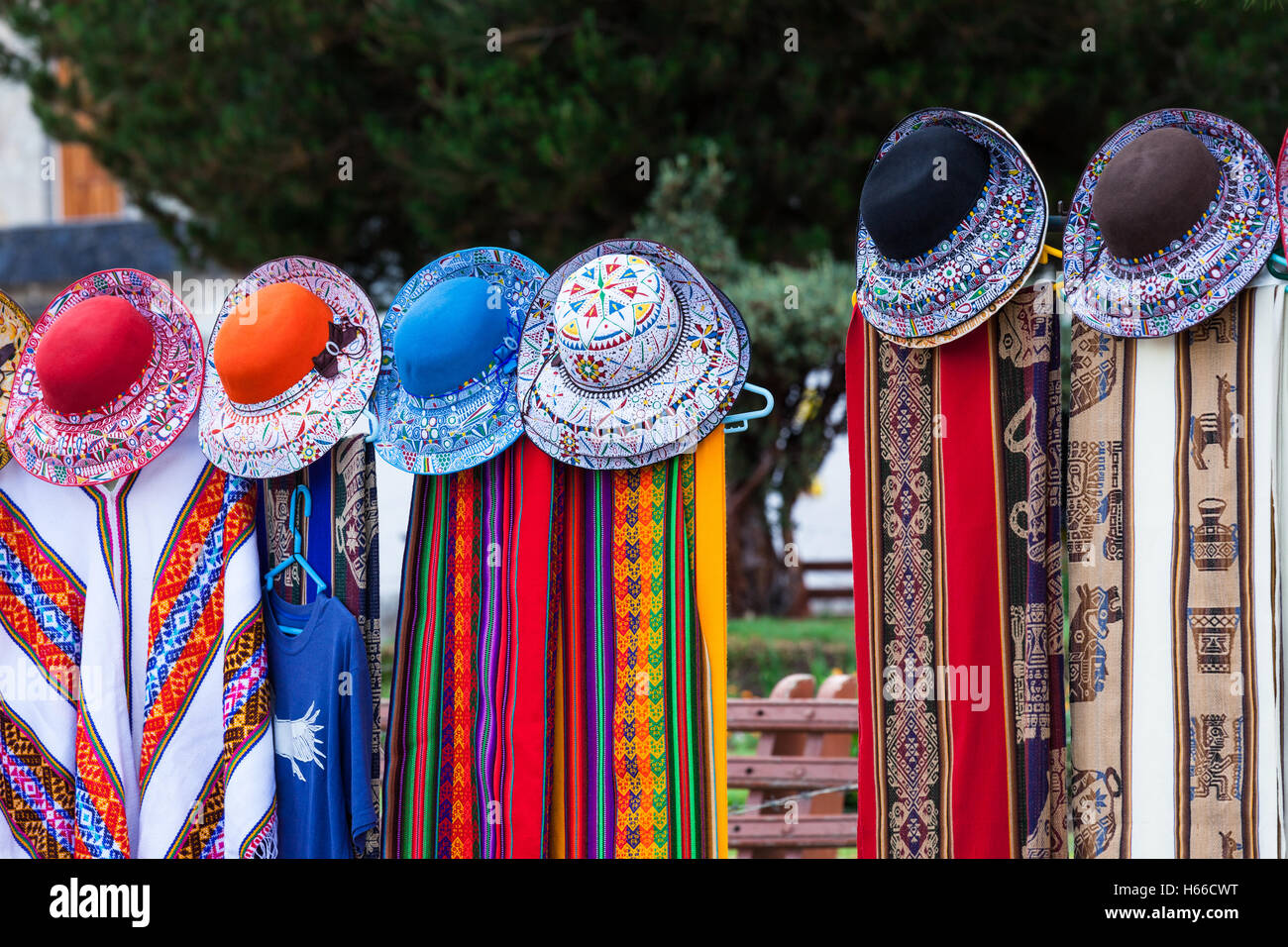 Textile manufacturing peru hi-res stock photography and images - Alamy