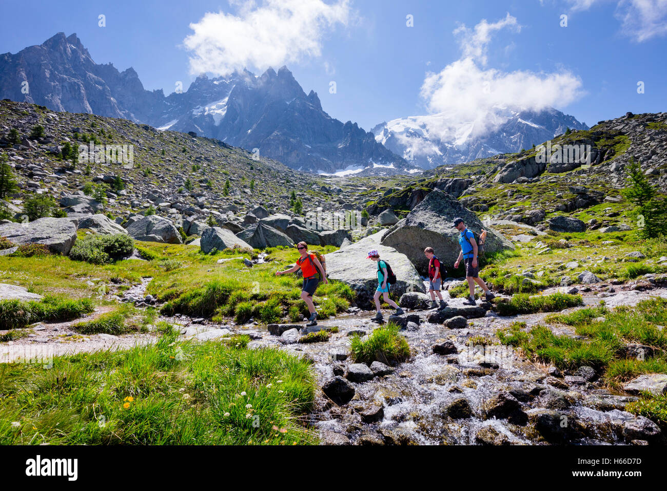 Aiguilles De Chamonix High Resolution Stock Photography and Images - Alamy