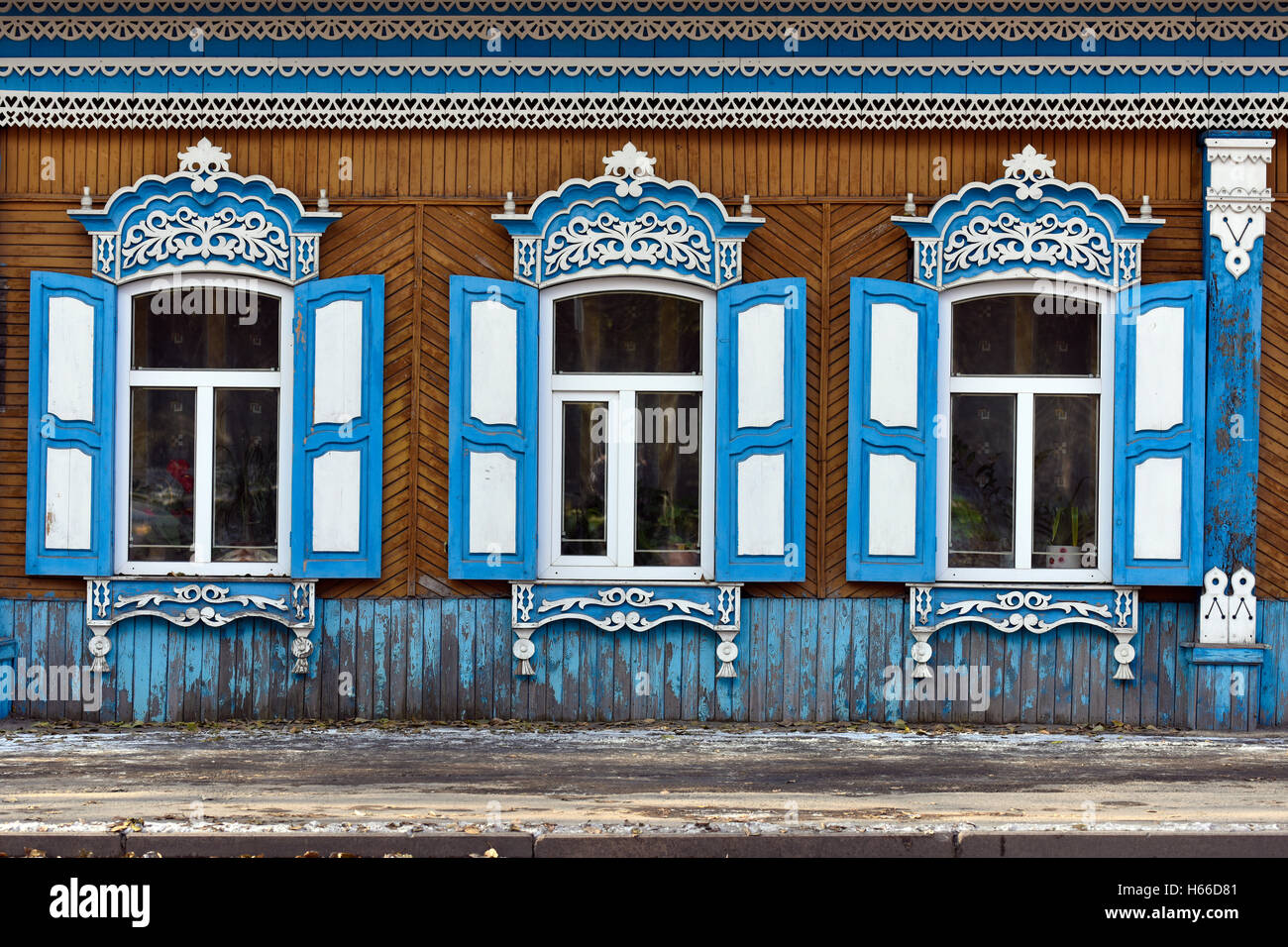 Old wood buildings hi-res stock photography and images - Alamy