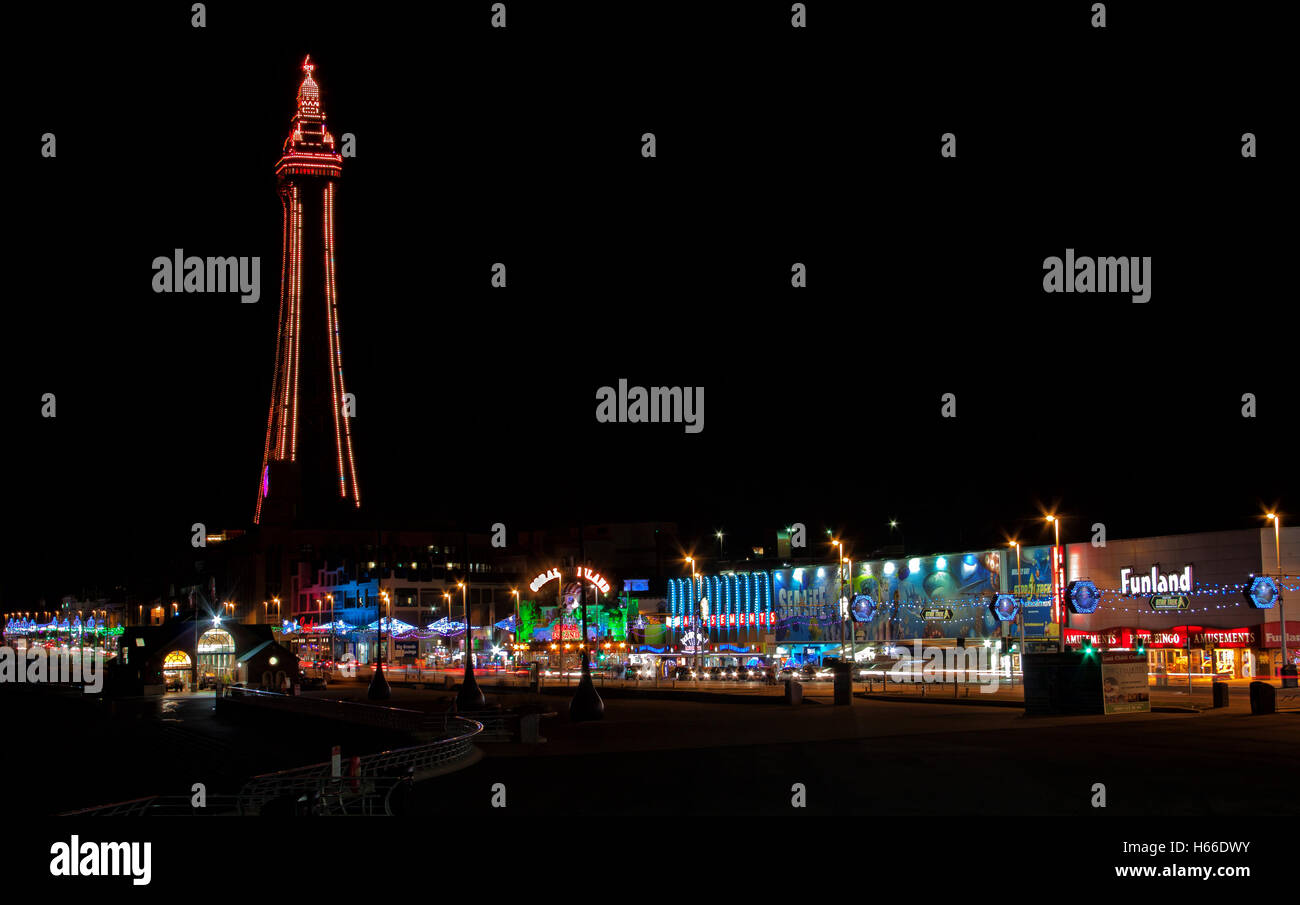 Blackpool tower at night hi-res stock photography and images - Alamy