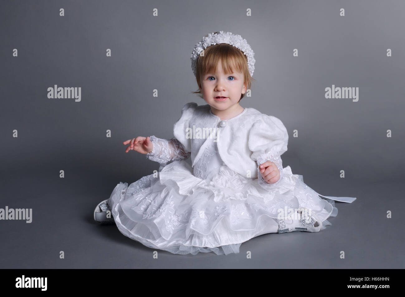 little beautiful girl in wedding dress Stock Photo - Alamy