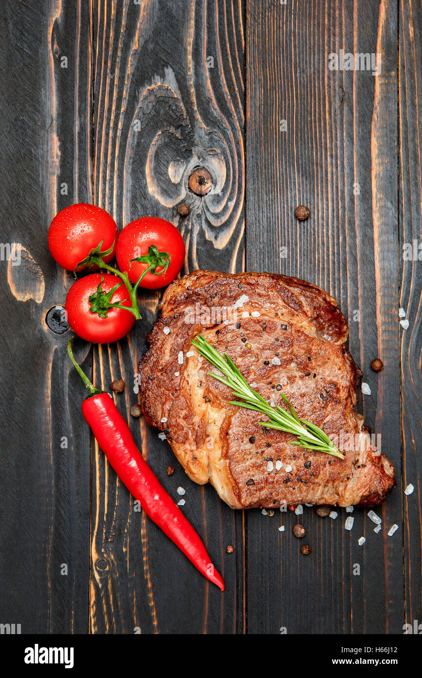 Roasted organic shin of beef meat Stock Photo - Alamy
