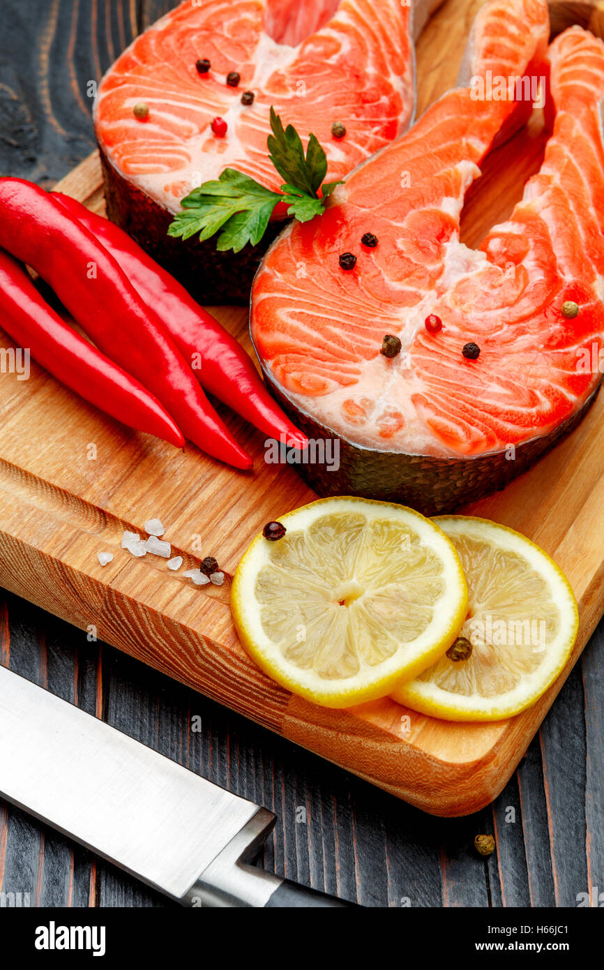 Fresh Raw Salmon Red Fish Steak Stock Photo - Alamy