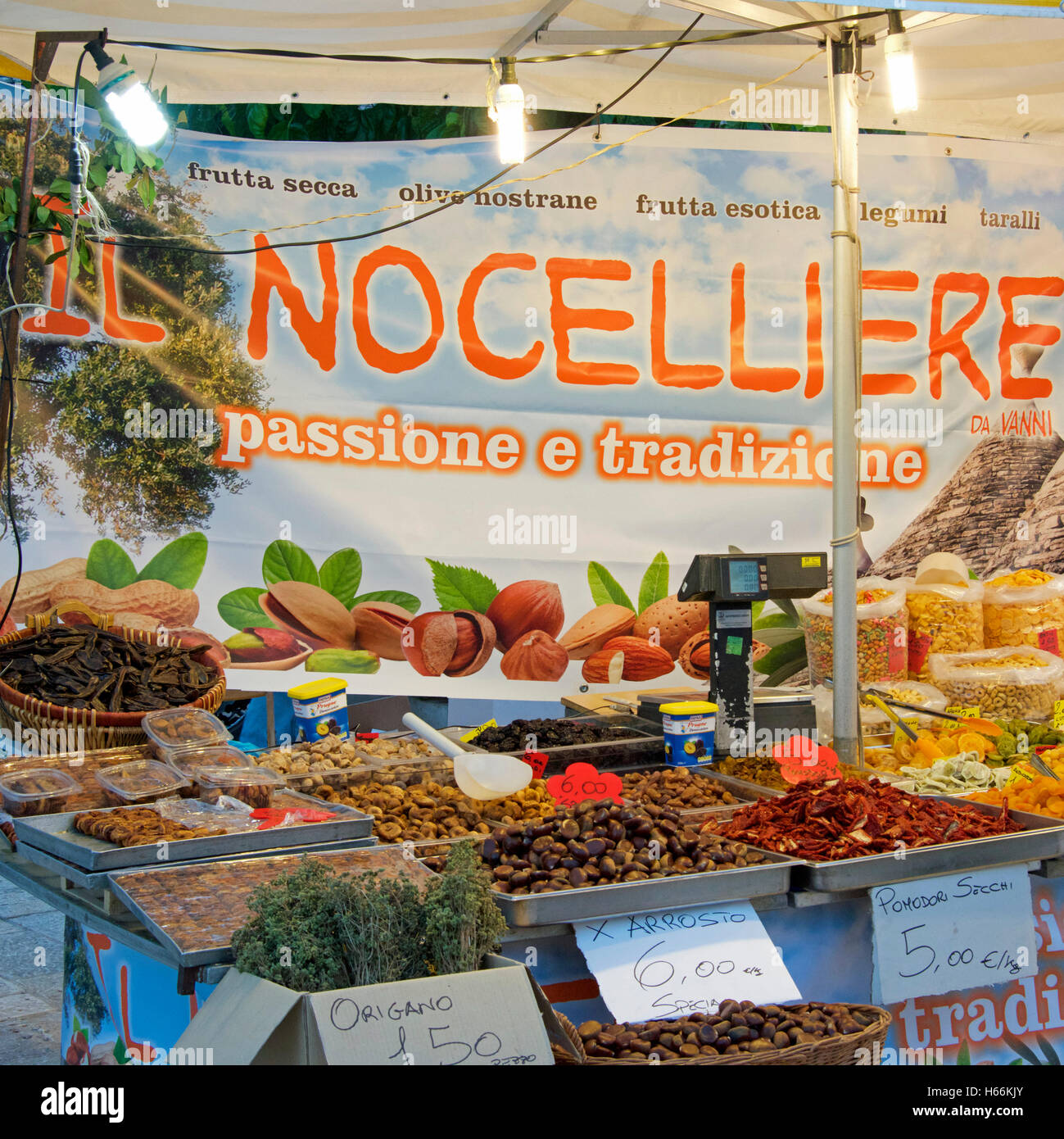 Stall at an Italian festa Stock Photo - Alamy