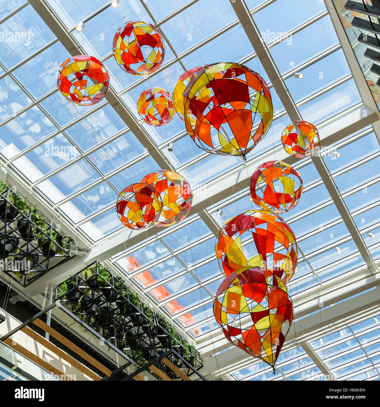 Balloons on the ceiling hi-res stock photography and images - Alamy
