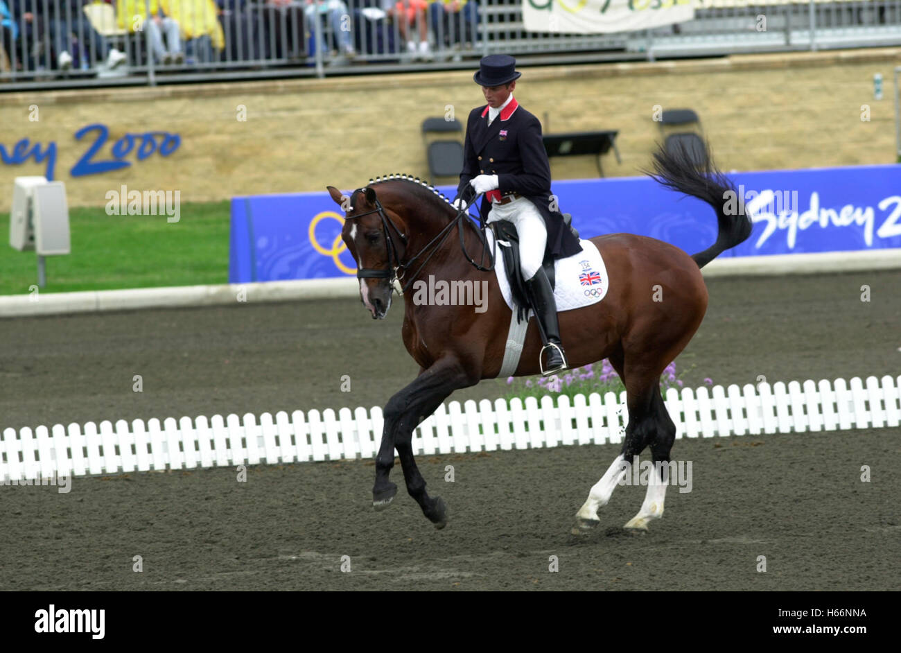 Olympic Games, Sydney 2000, Carl Hester (GBR) riding Argentile Gullit ...