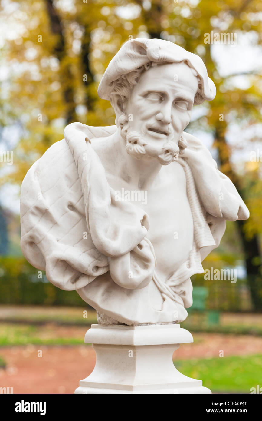 Sculpture of aristotle hi-res stock photography and images - Alamy