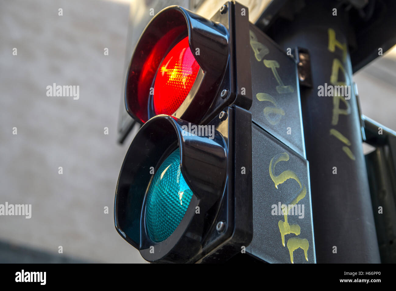 traffic, light, red, lights, stop, city, control, road, symbol, warning ...