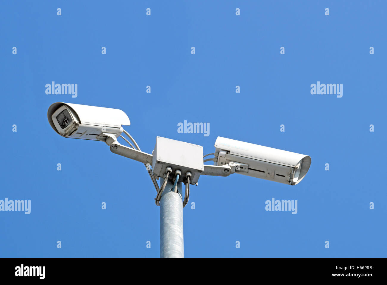 Cctv lens hi-res stock photography and images - Alamy