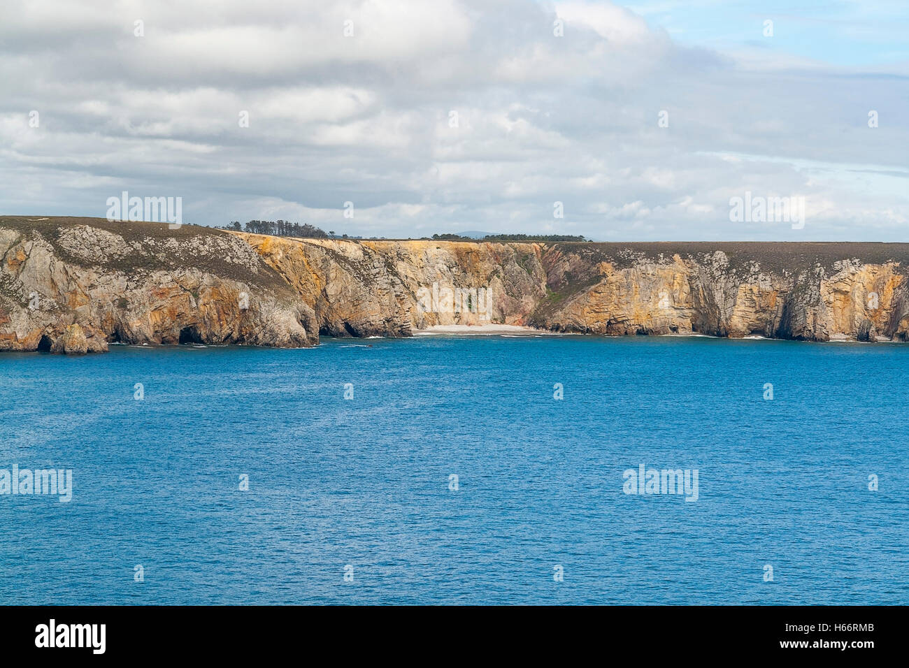 coastal scenery at the crozon peninsula in Brittany Stock Photo - Alamy