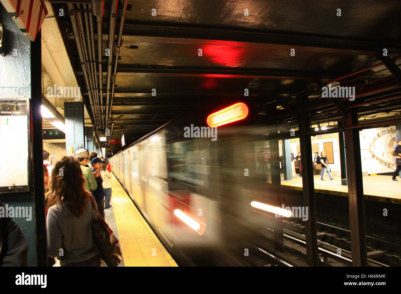 Subway manhattan High Resolution Stock Photography and Images - Alamy