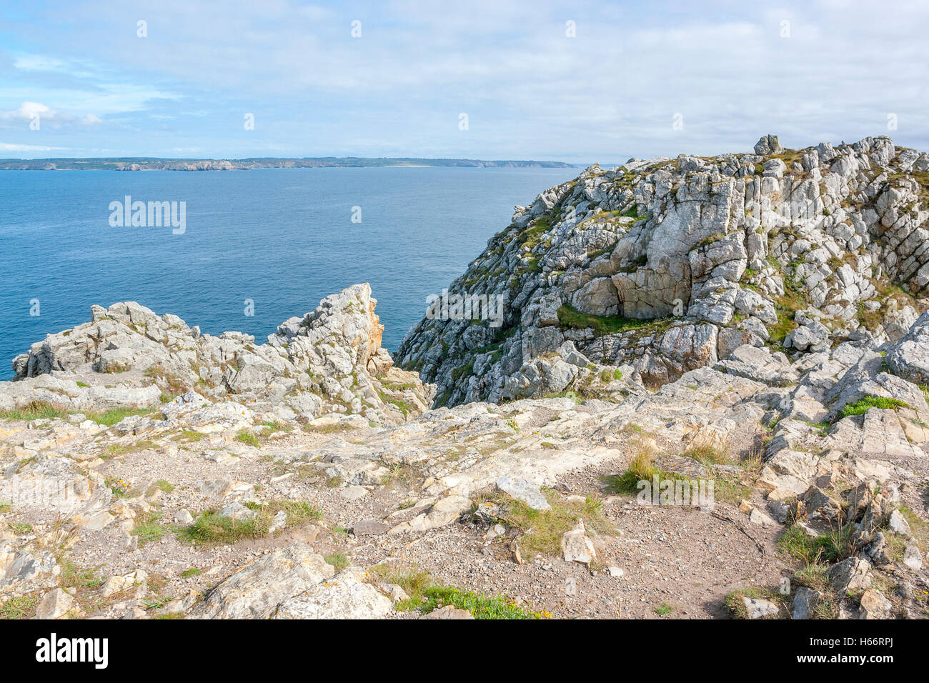 coastal scenery at the crozon peninsula in Brittany Stock Photo - Alamy
