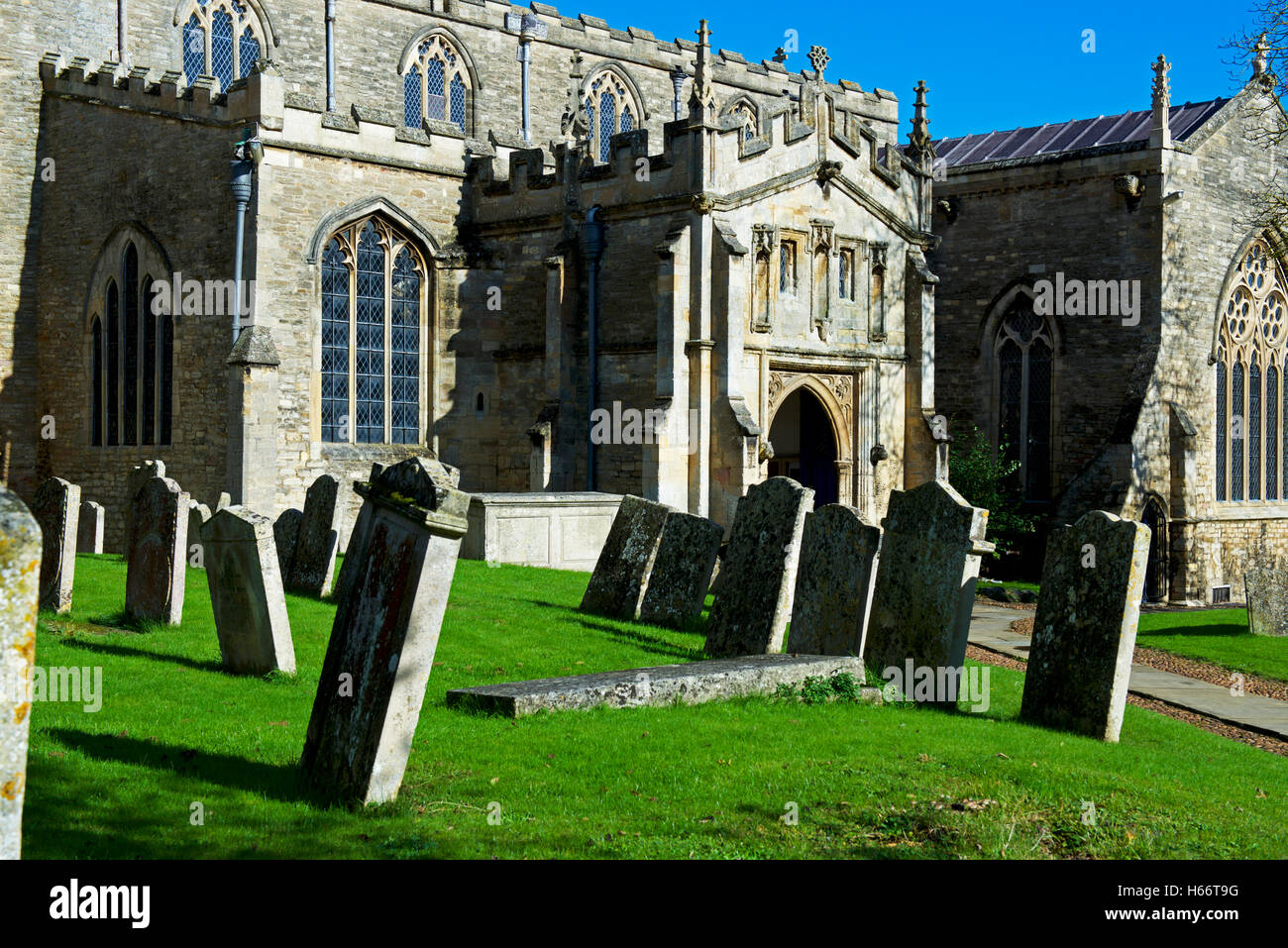 St Peter's Church, Oundle, Northamptonshire, England UK Stock Photo - Alamy
