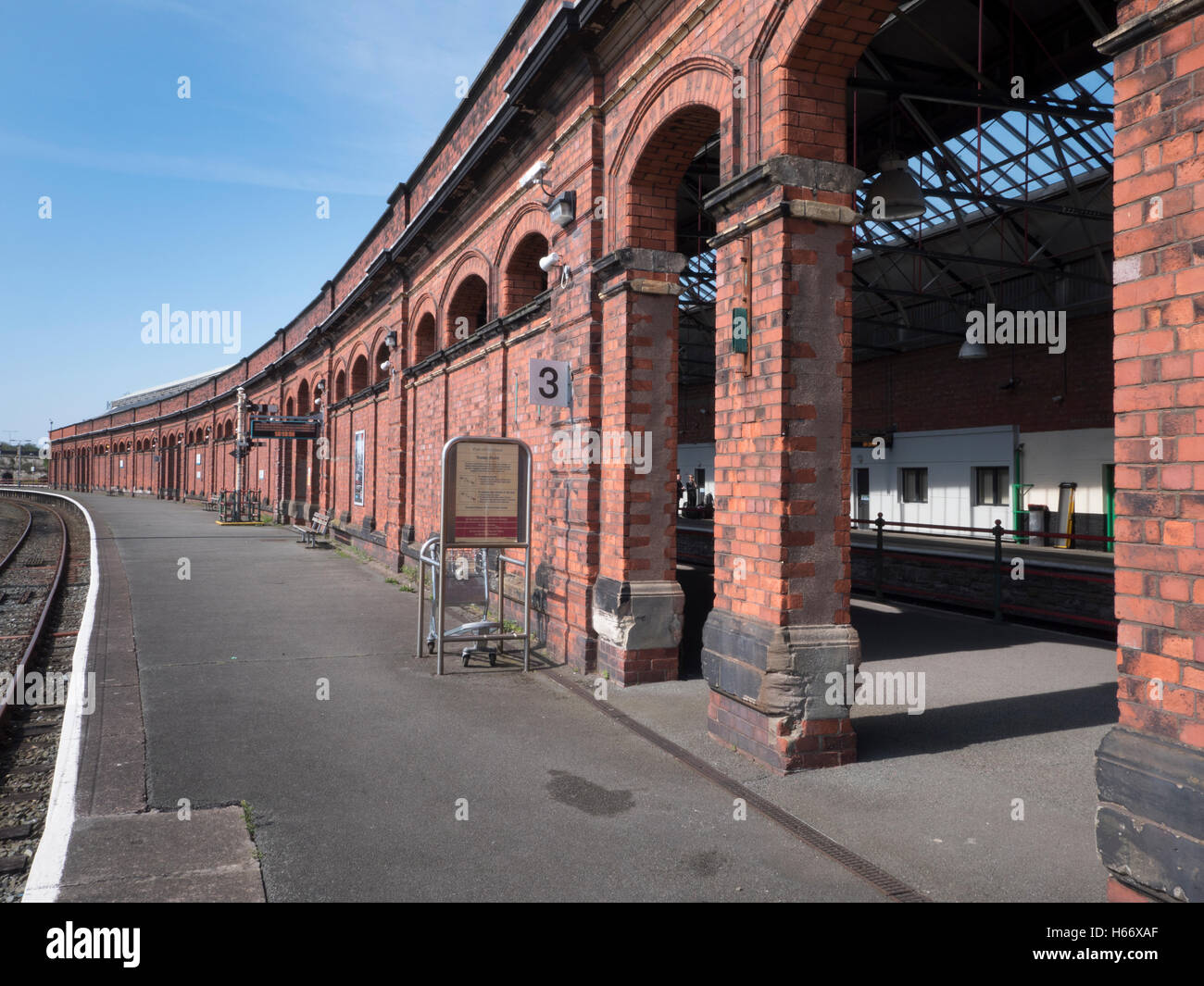 Platform 3, Holyhead Railway Station, Holyhead, Anglesey, North Wales ...