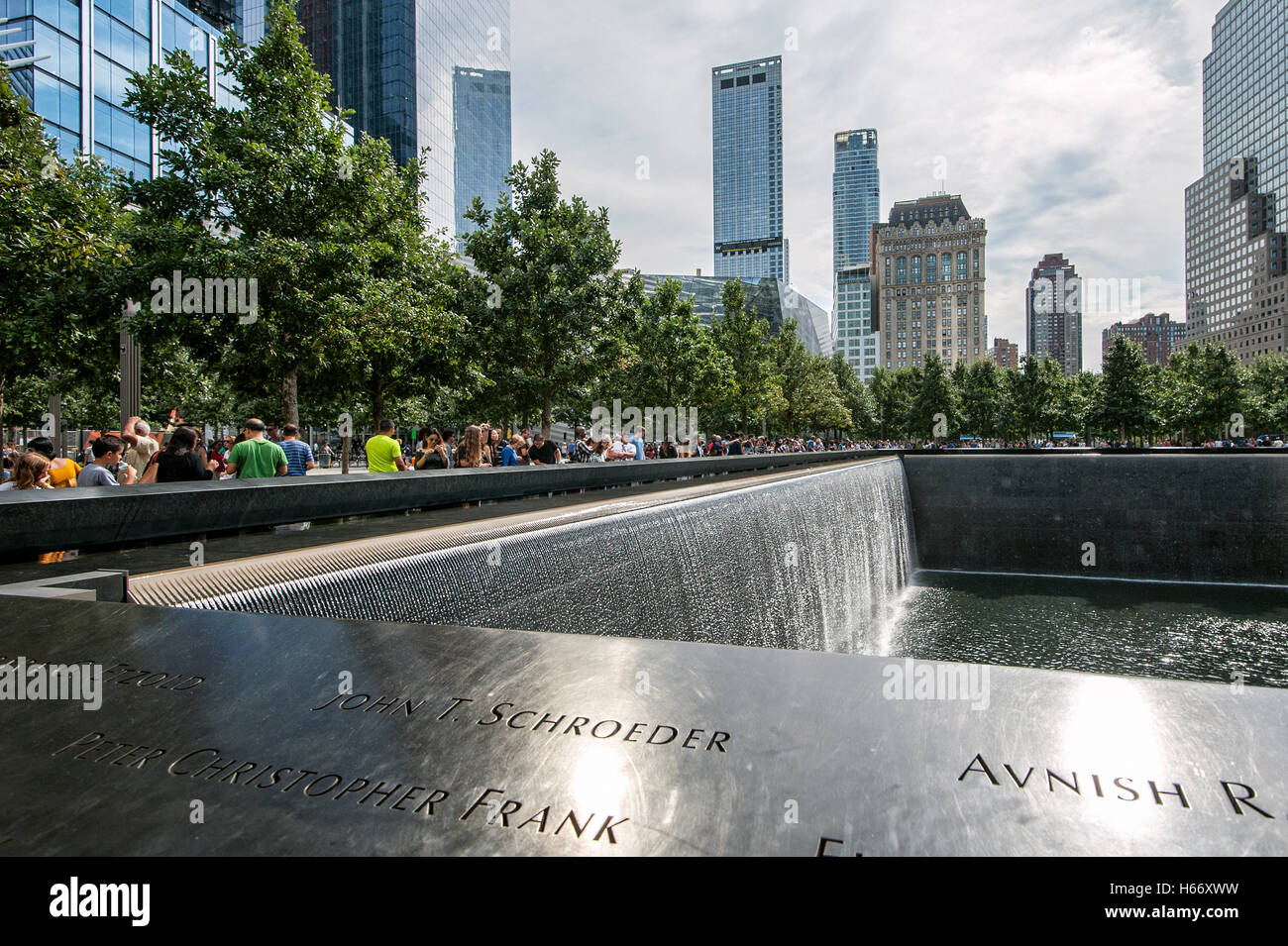 Memorial, 9/11 Memorial, North Pool at Ground Zero, Manhattan, New York ...
