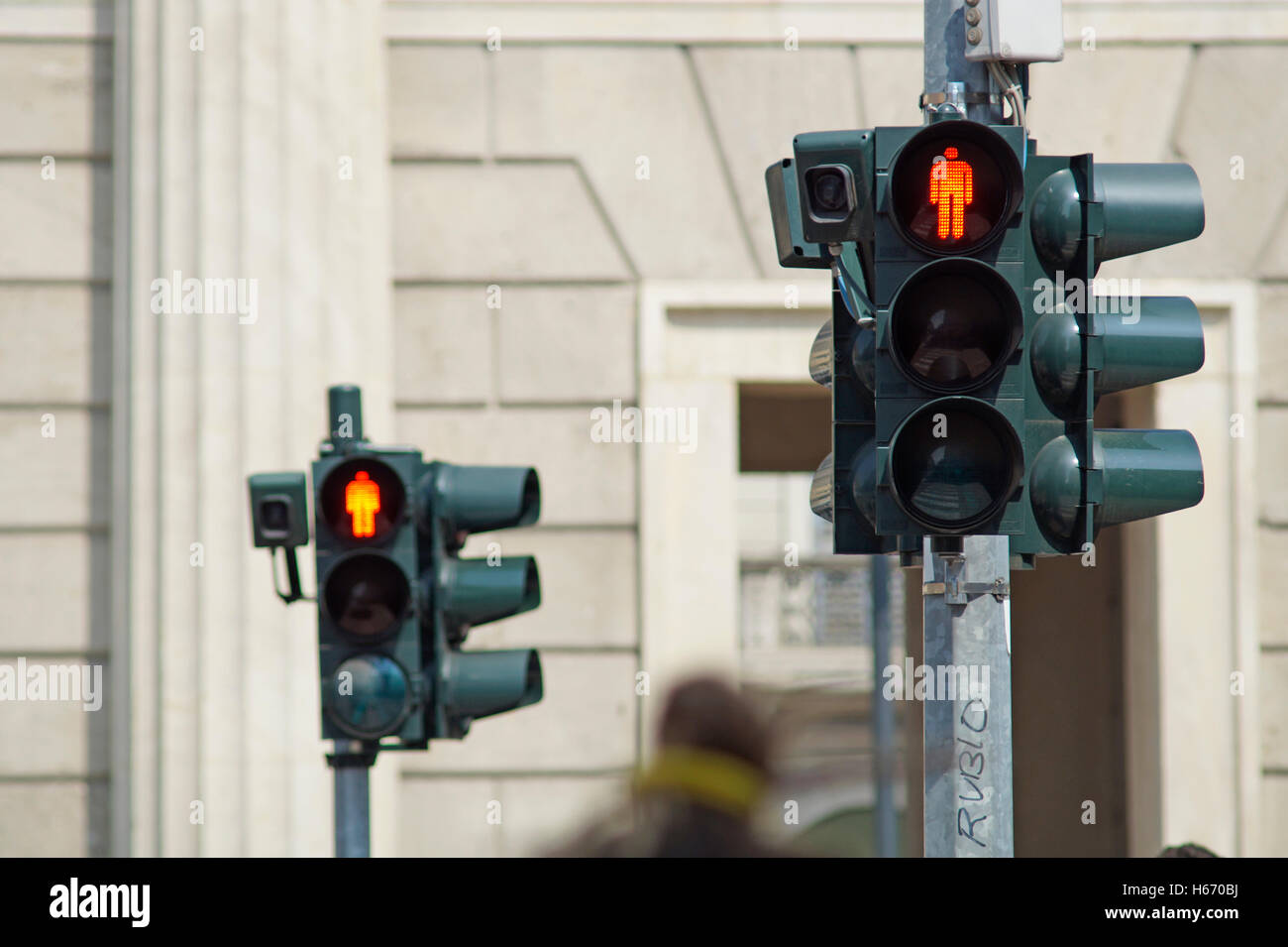 Red light at pedestrian crossing lights hi-res stock photography and ...