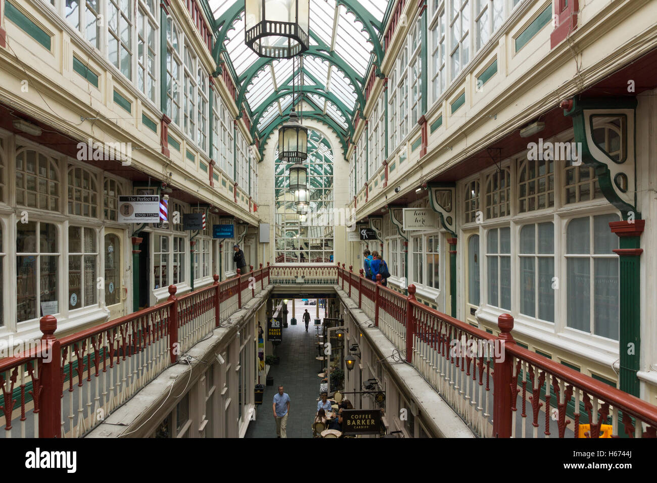 Victorian arcade hi-res stock photography and images - Alamy