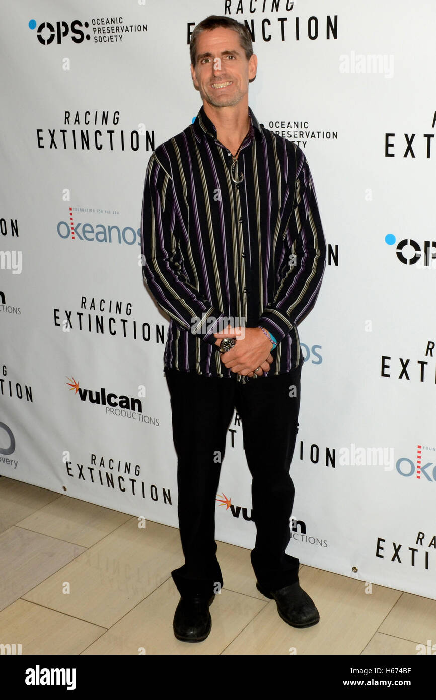 Shawn Heinrichs arrives at the Los Angeles premiere of the Discovery ...