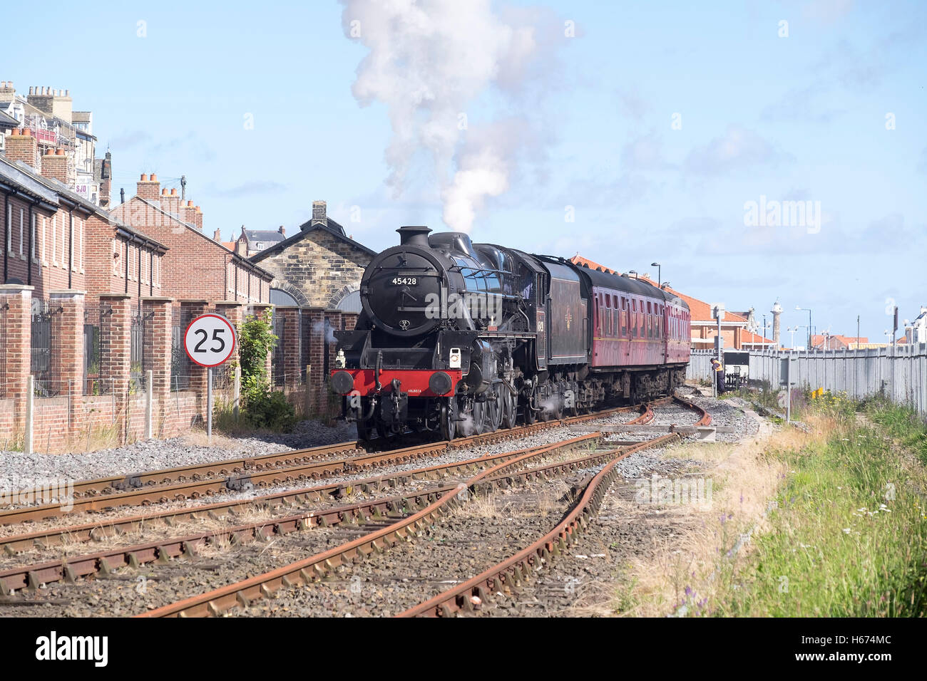Whitby engine shed hi-res stock photography and images - Alamy