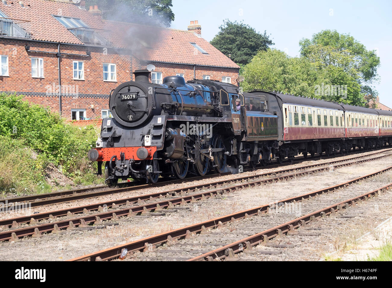Whitby engine shed hi-res stock photography and images - Alamy