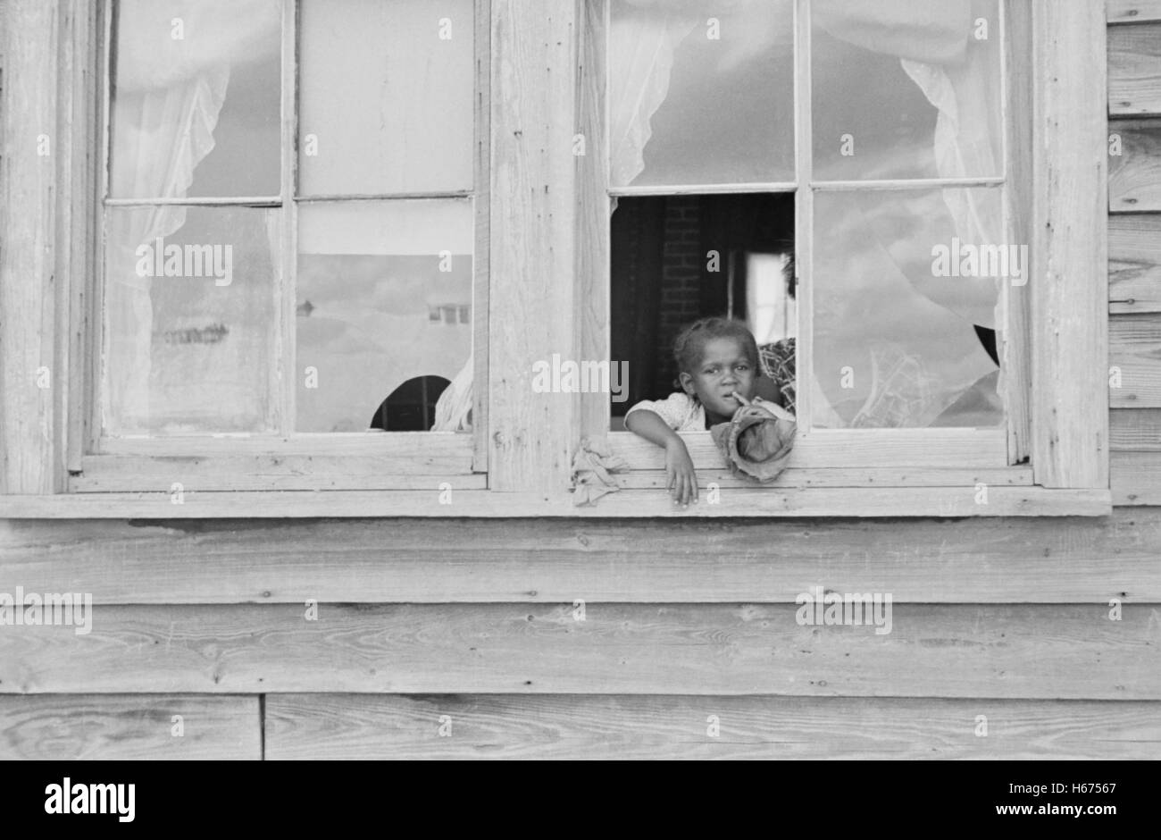 Child of Sharecropper in Window, Little Rock, Arkansas, USA, Ben Shahn ...