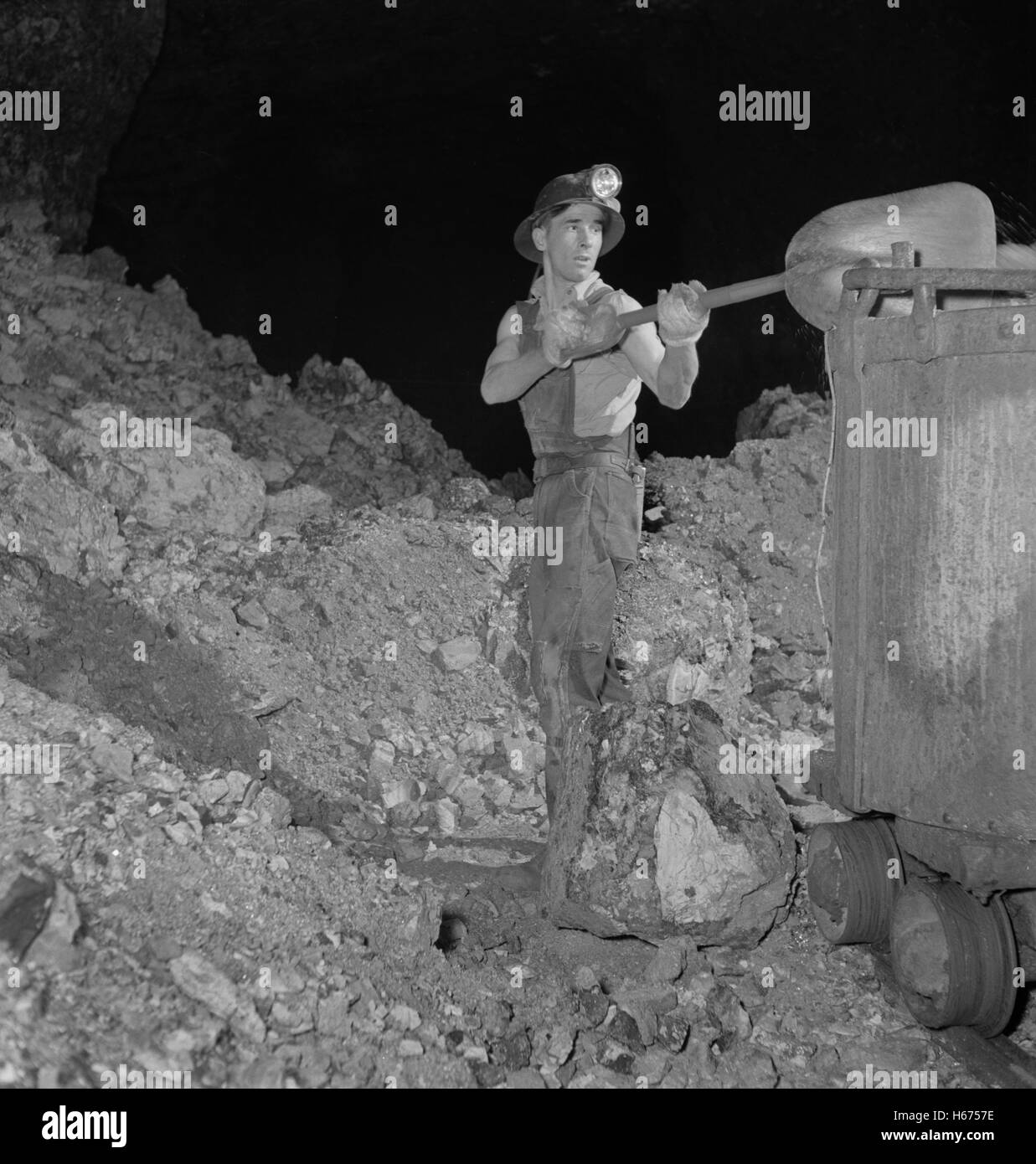 Zinc ore hi-res stock photography and images - Alamy