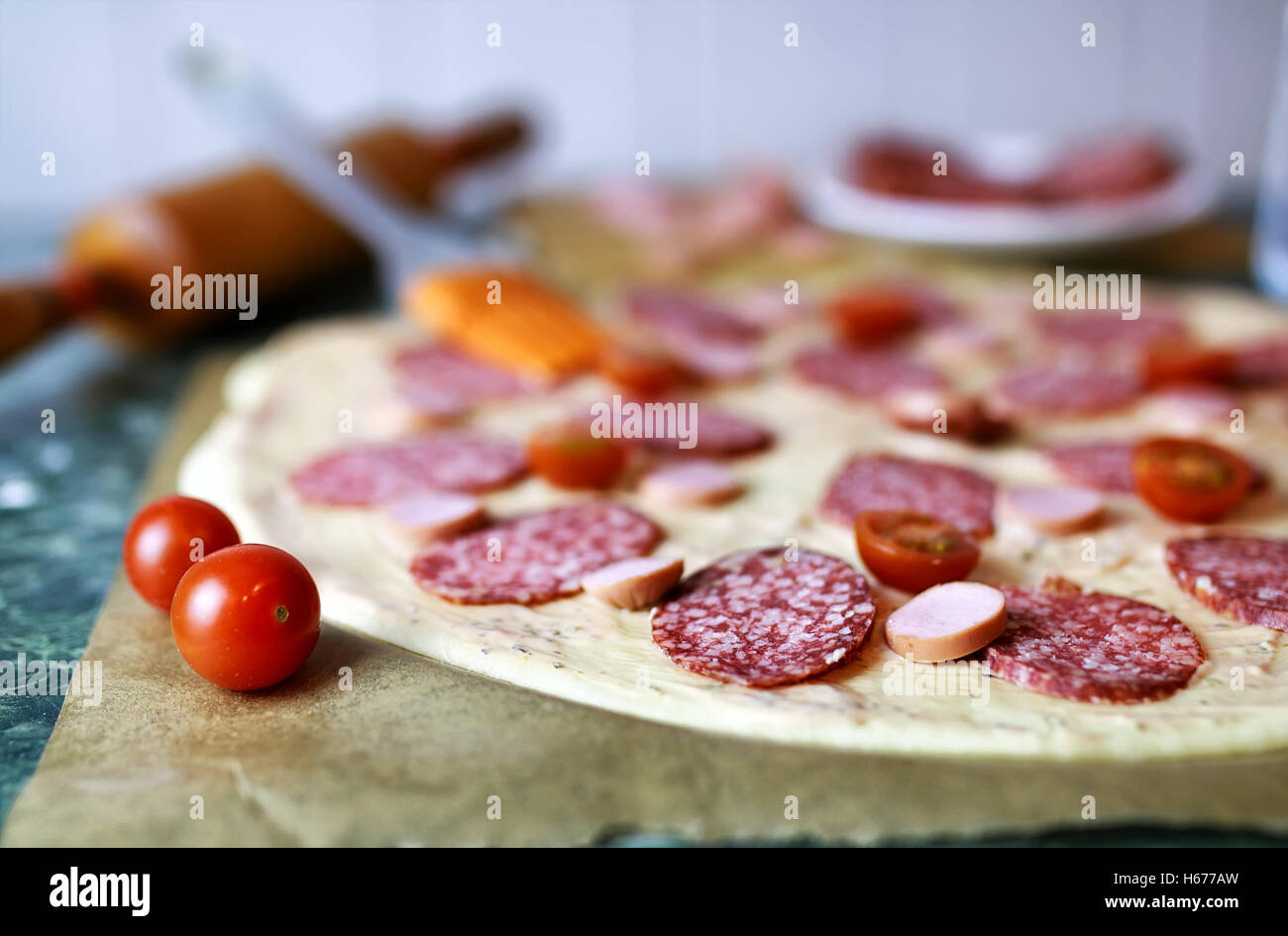prepare pizza topping Stock Photo - Alamy