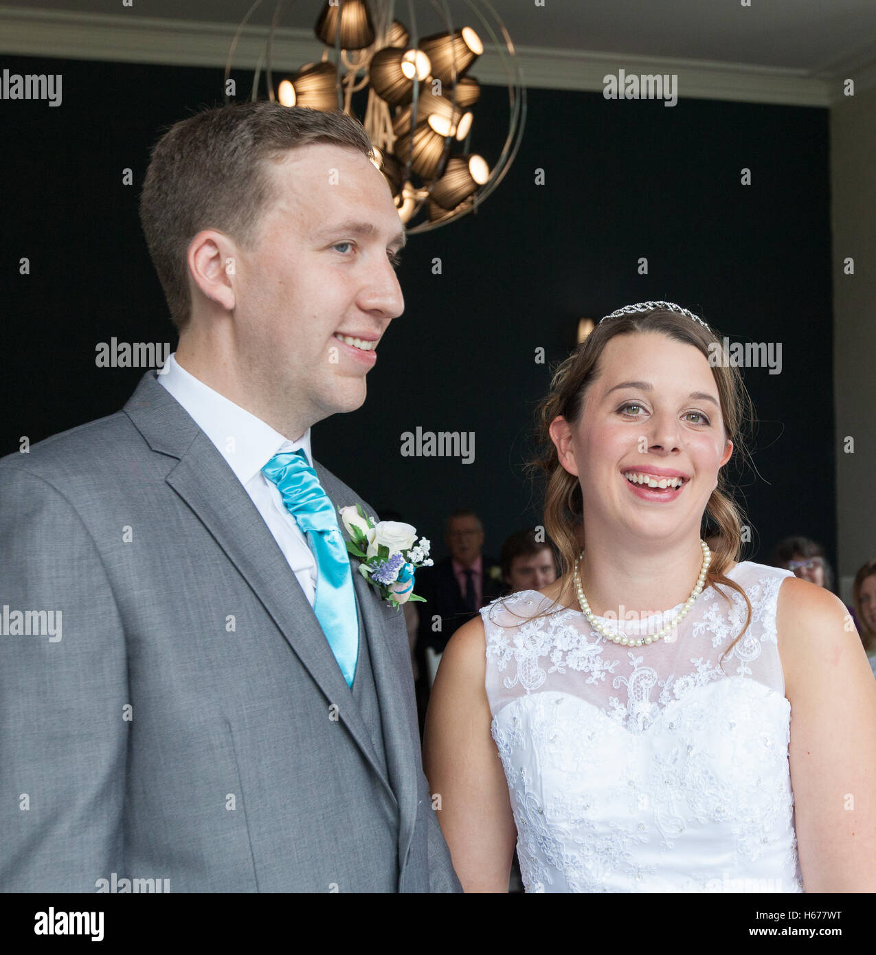 Become husband and wife hi-res stock photography and images - Alamy