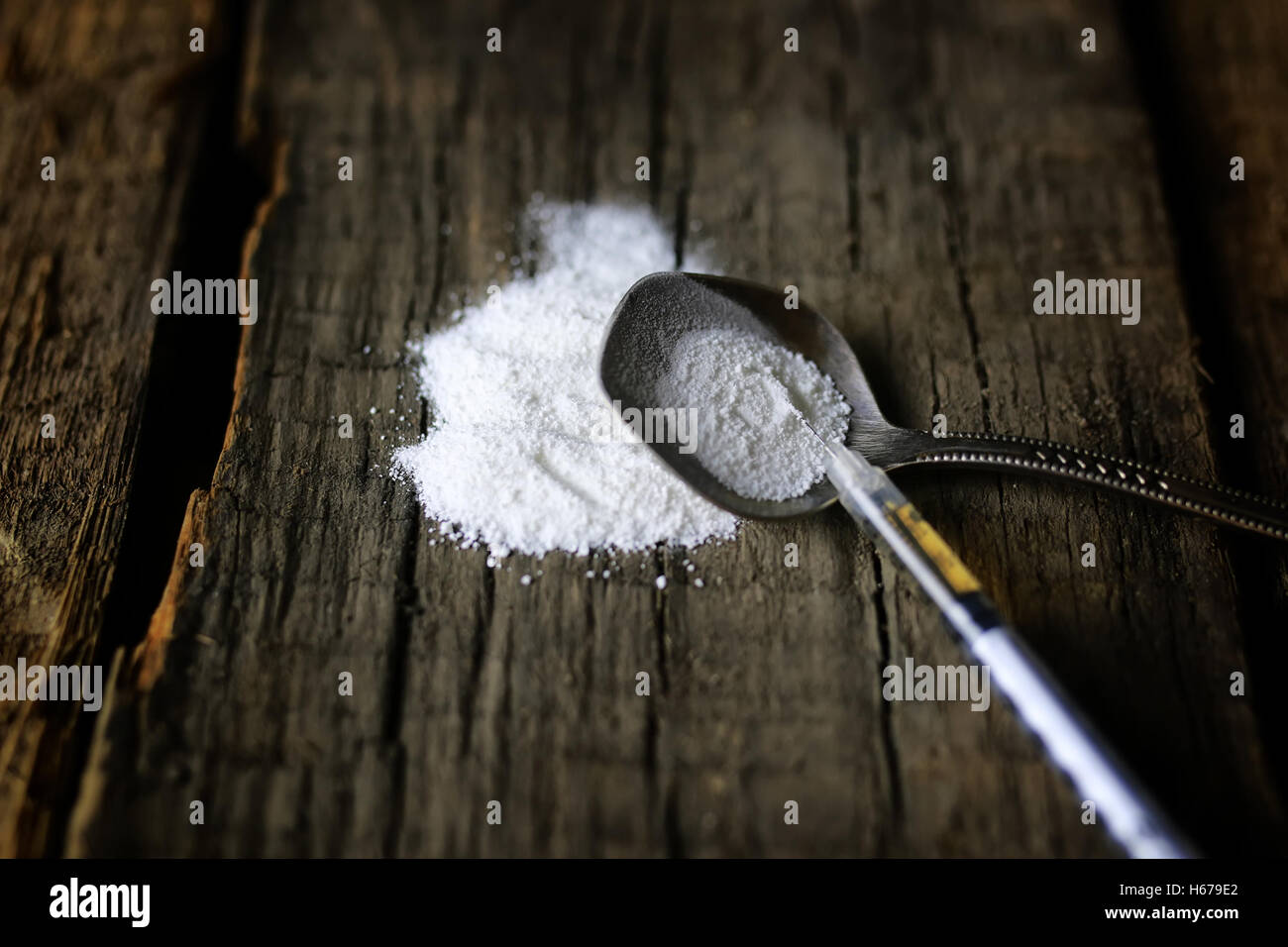 Cocain drug syringe spoon hi-res stock photography and images - Alamy