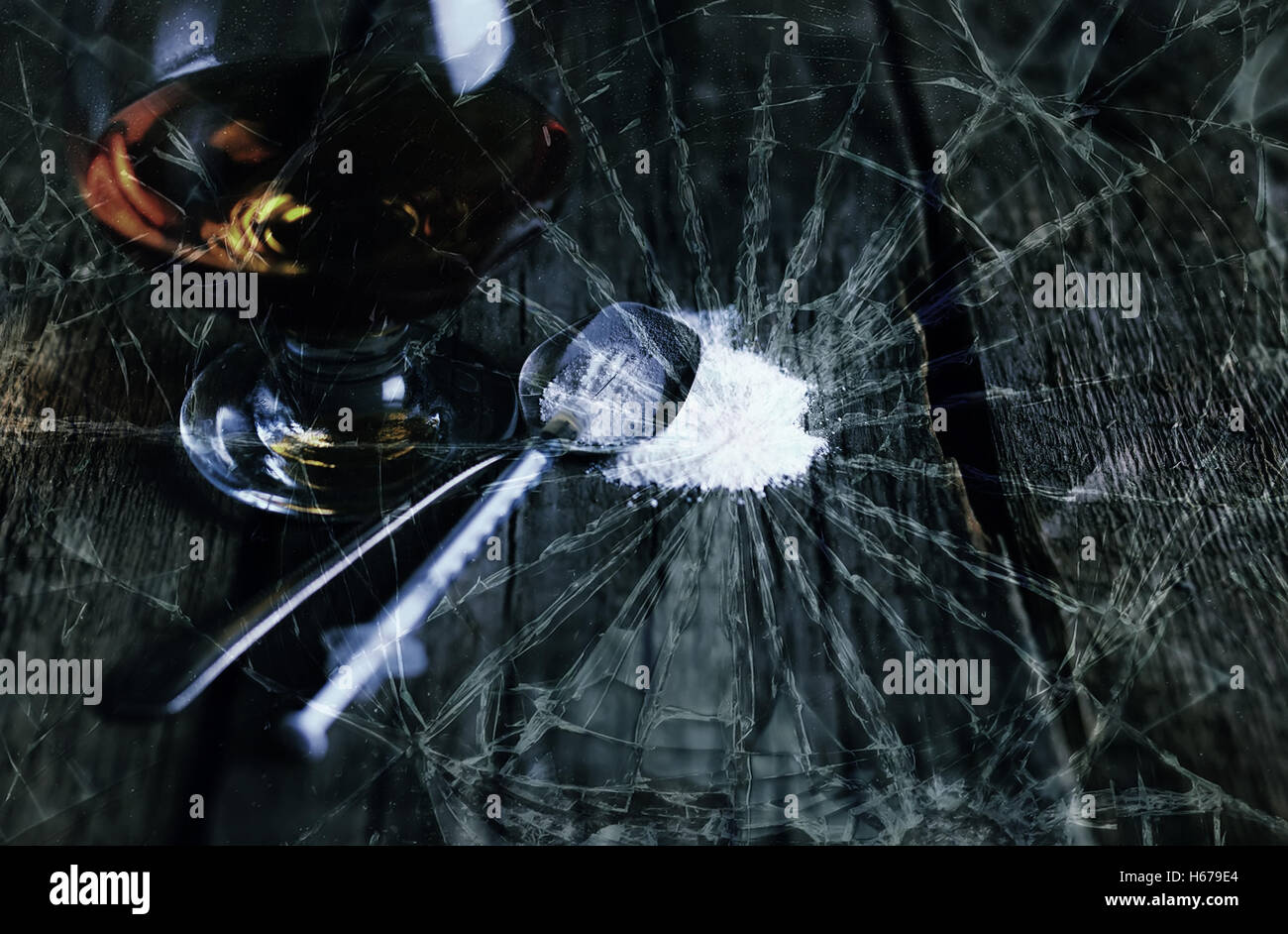 concept crack glass drug syringe spoon Stock Photo - Alamy