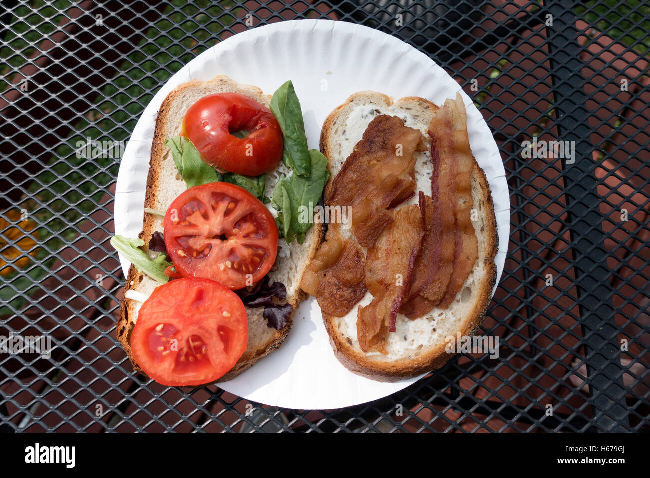 Blt sandwich hi-res stock photography and images - Alamy