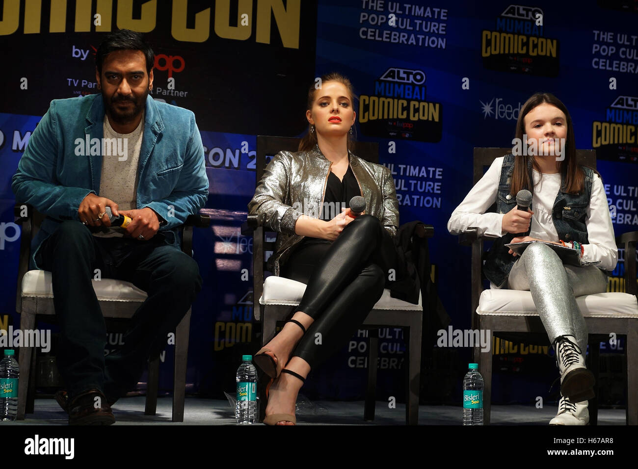 Ajay Devgan ,Erika Kaaras,. Abigail Eames Stock Photo - Alamy