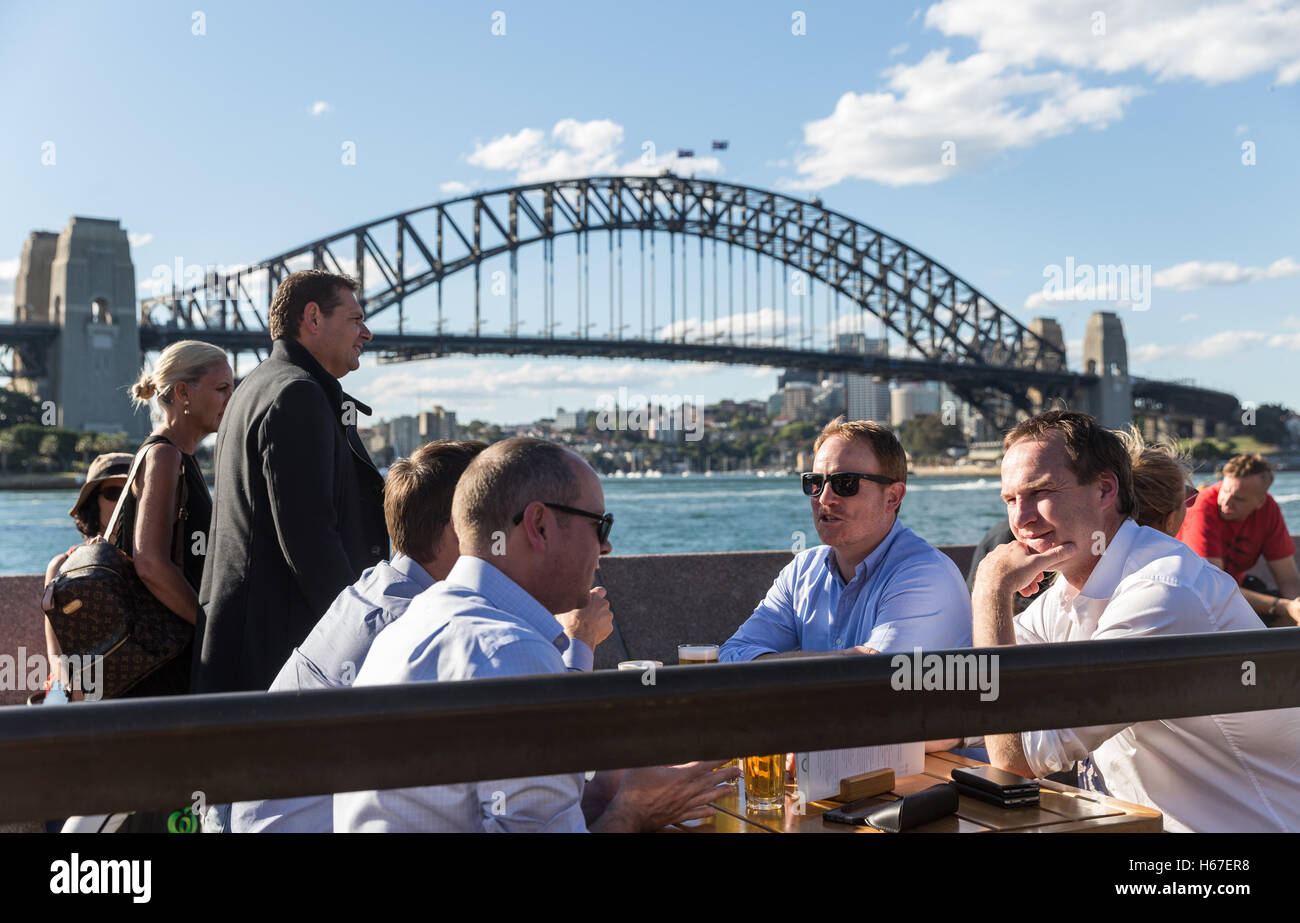 After-work drinks on a Friday at the Opera Bar in Circular Quay Stock ...