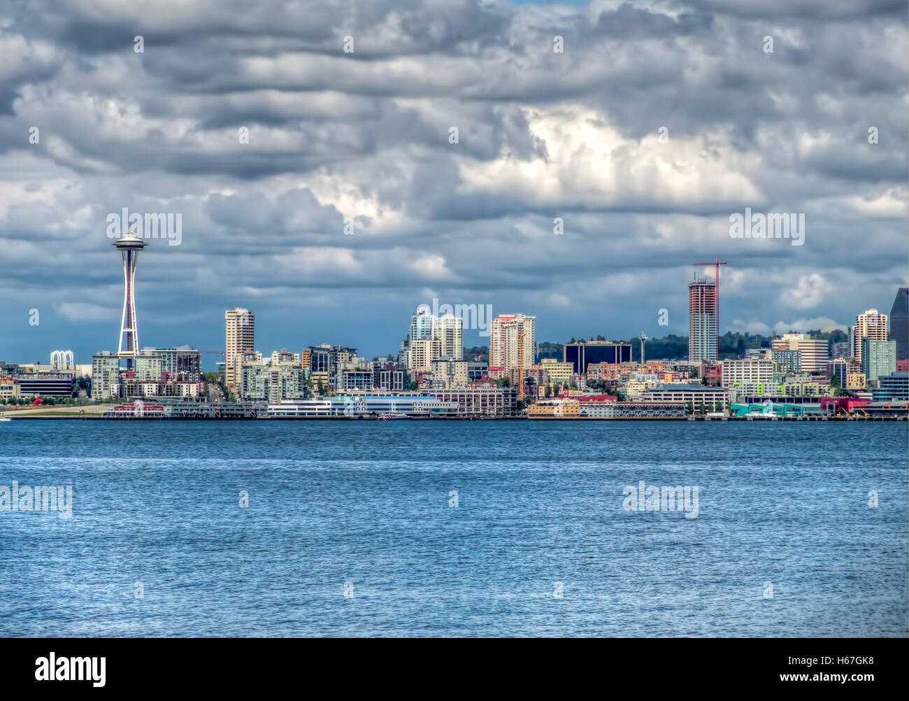 HDR processed photo of the Seattle skyline Stock Photo - Alamy