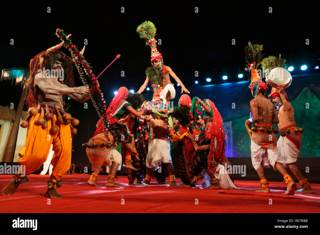Rathwa Dance, Gujrat, India Stock Photo - Alamy