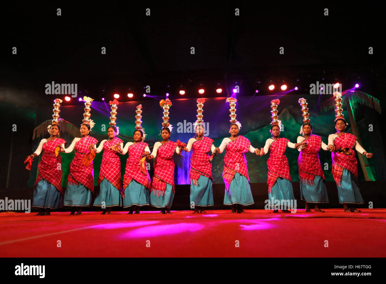 Santhali hi-res stock photography and images - Alamy