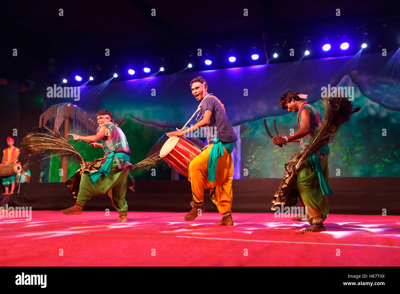 Dongaria Kond Dance, Orissa, India Stock Photo - Alamy