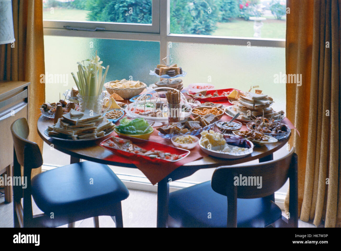 England in 1970s hi-res stock photography and images - Alamy