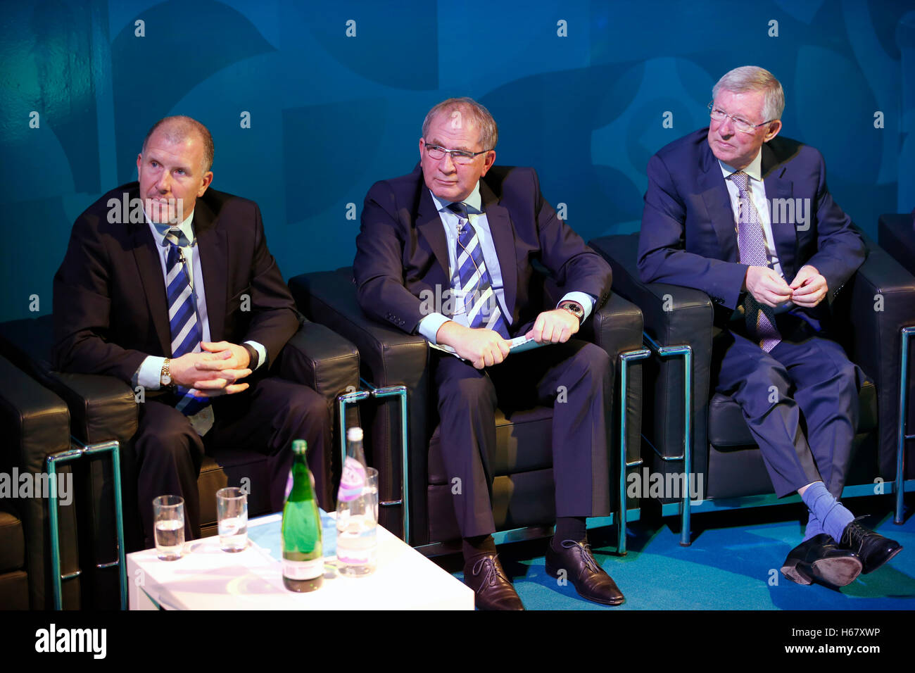 Fa chief executive centre hi-res stock photography and images - Alamy