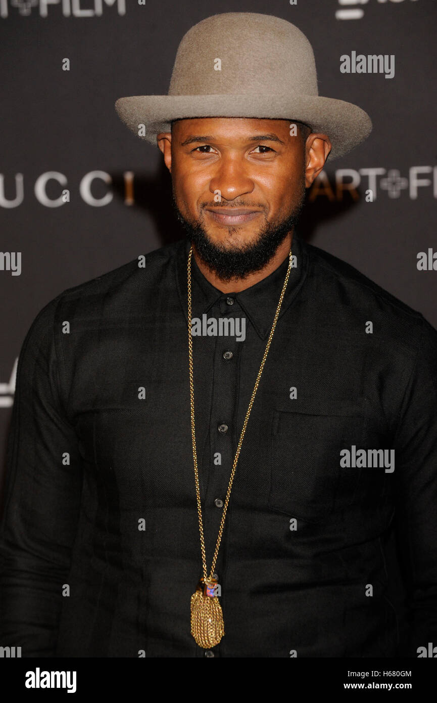 Usher attends the 2015 LACMA Art + Film Gala on November 7th, 2015 in ...