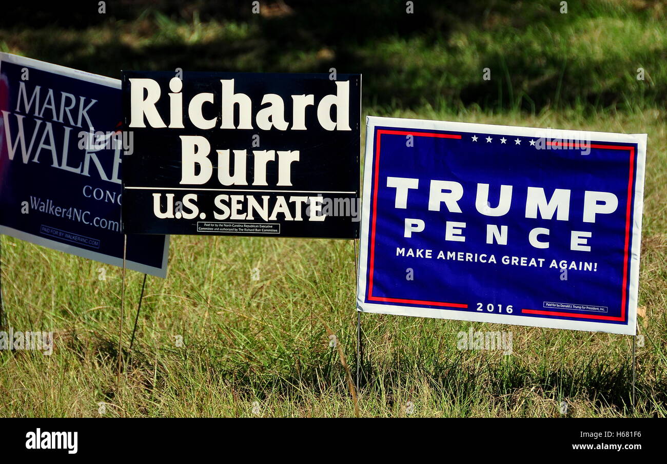 Campaign signs hi-res stock photography and images - Alamy