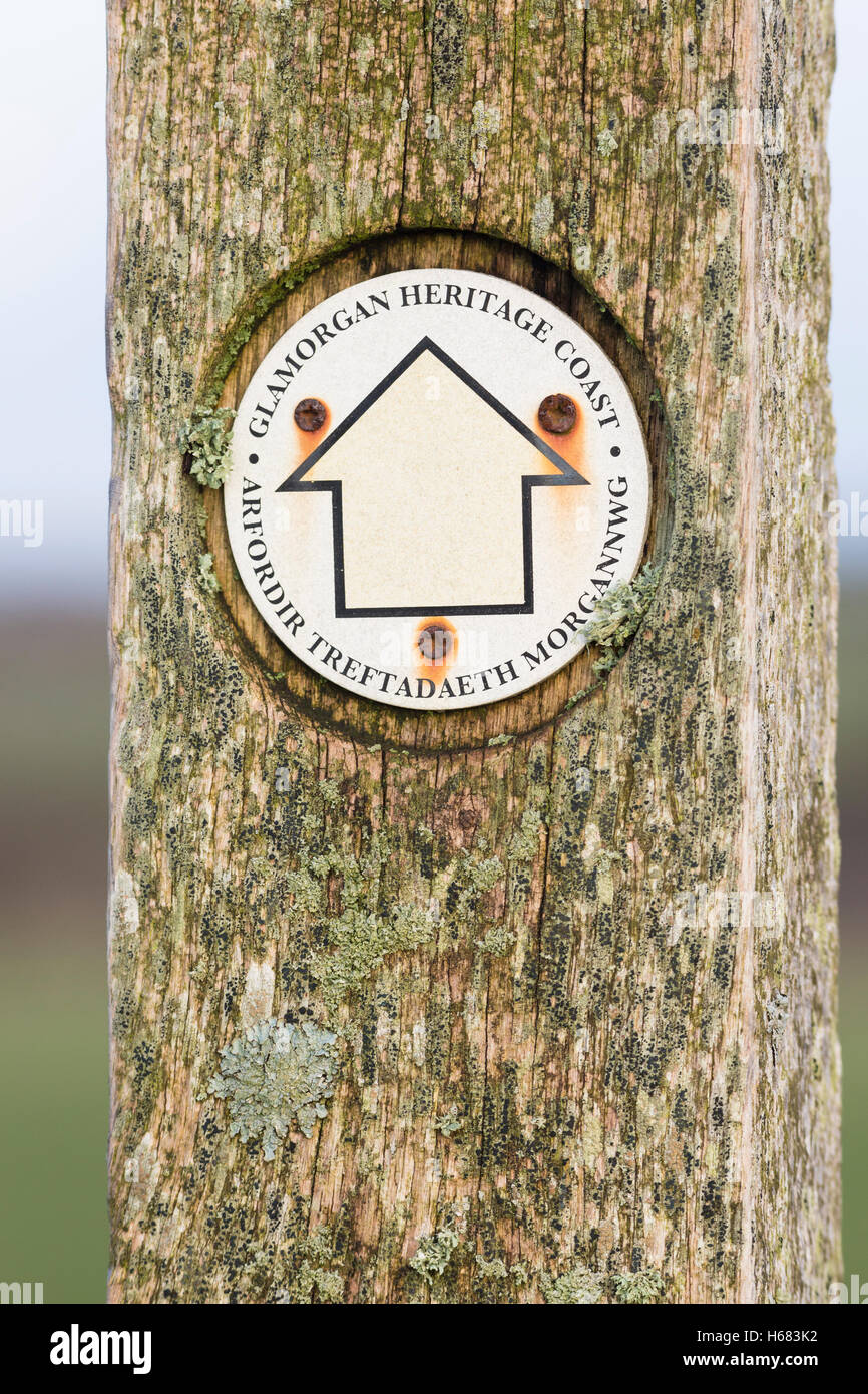 Way marker hi-res stock photography and images - Alamy