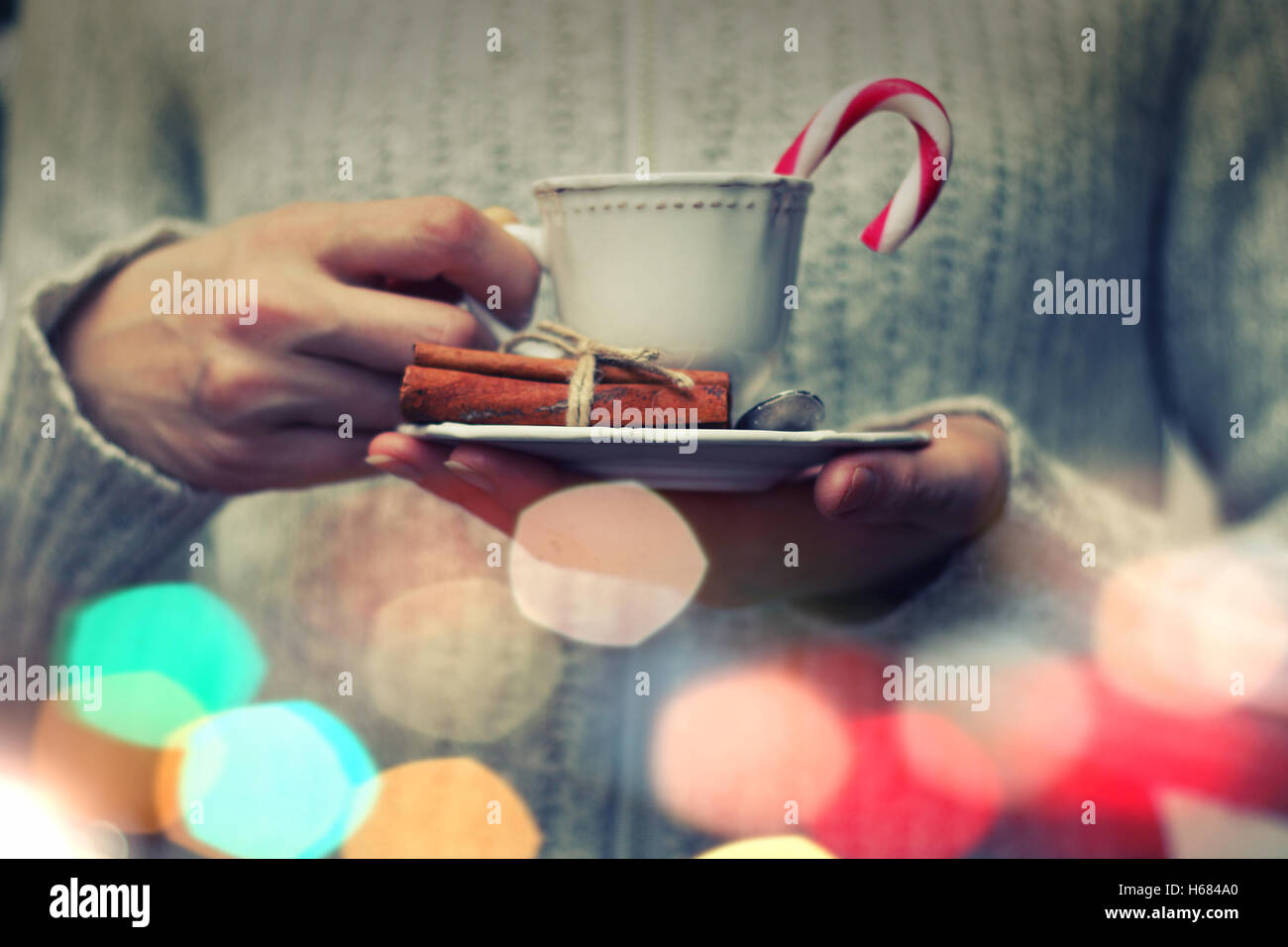 Black woman reading no face hi-res stock photography and images - Alamy