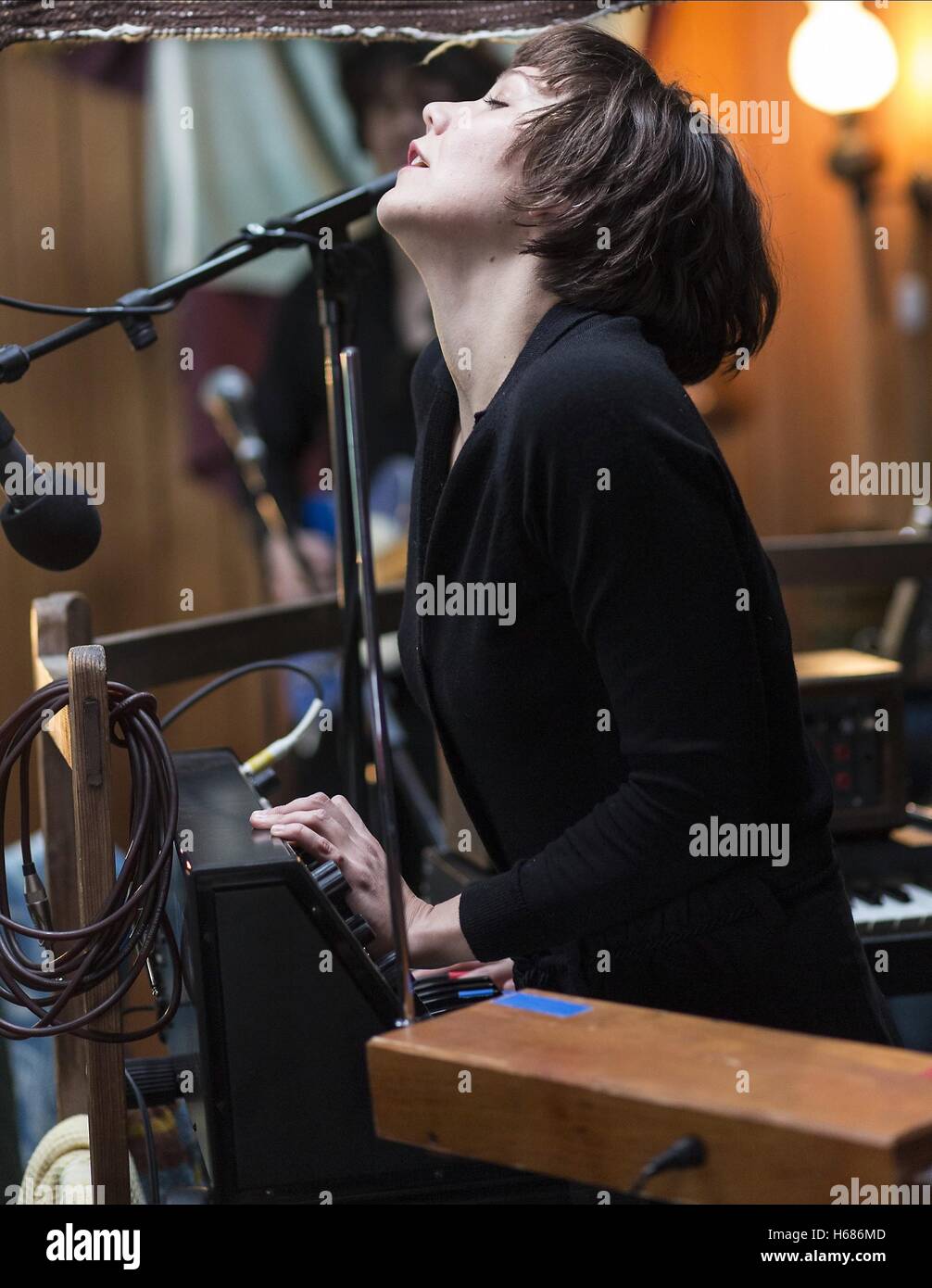 Maggie Gyllenhaal High Resolution Stock Photography and Images - Alamy