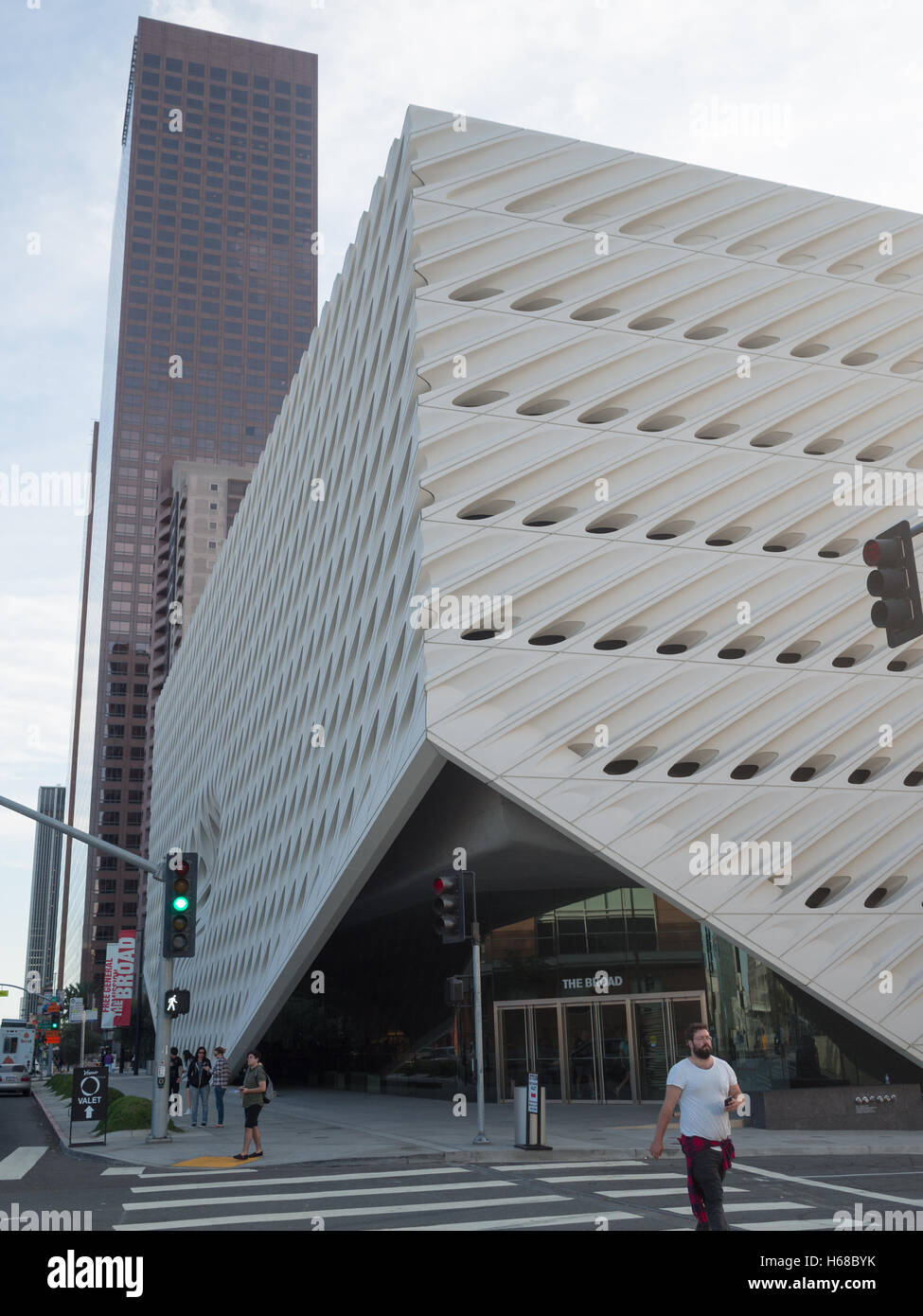 The Broad museum in downtown LA Stock Photo - Alamy
