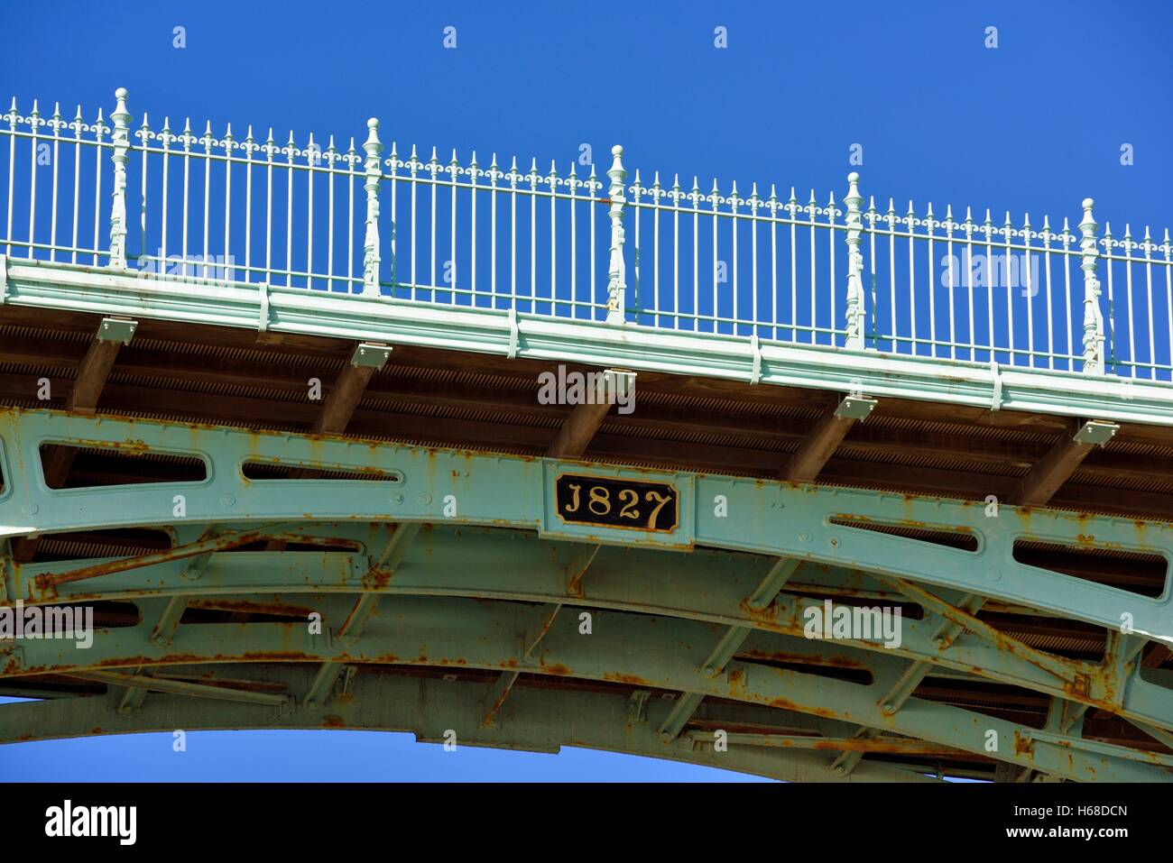 The spa bridge Scarborough north Yorkshire england uk Stock Photo - Alamy