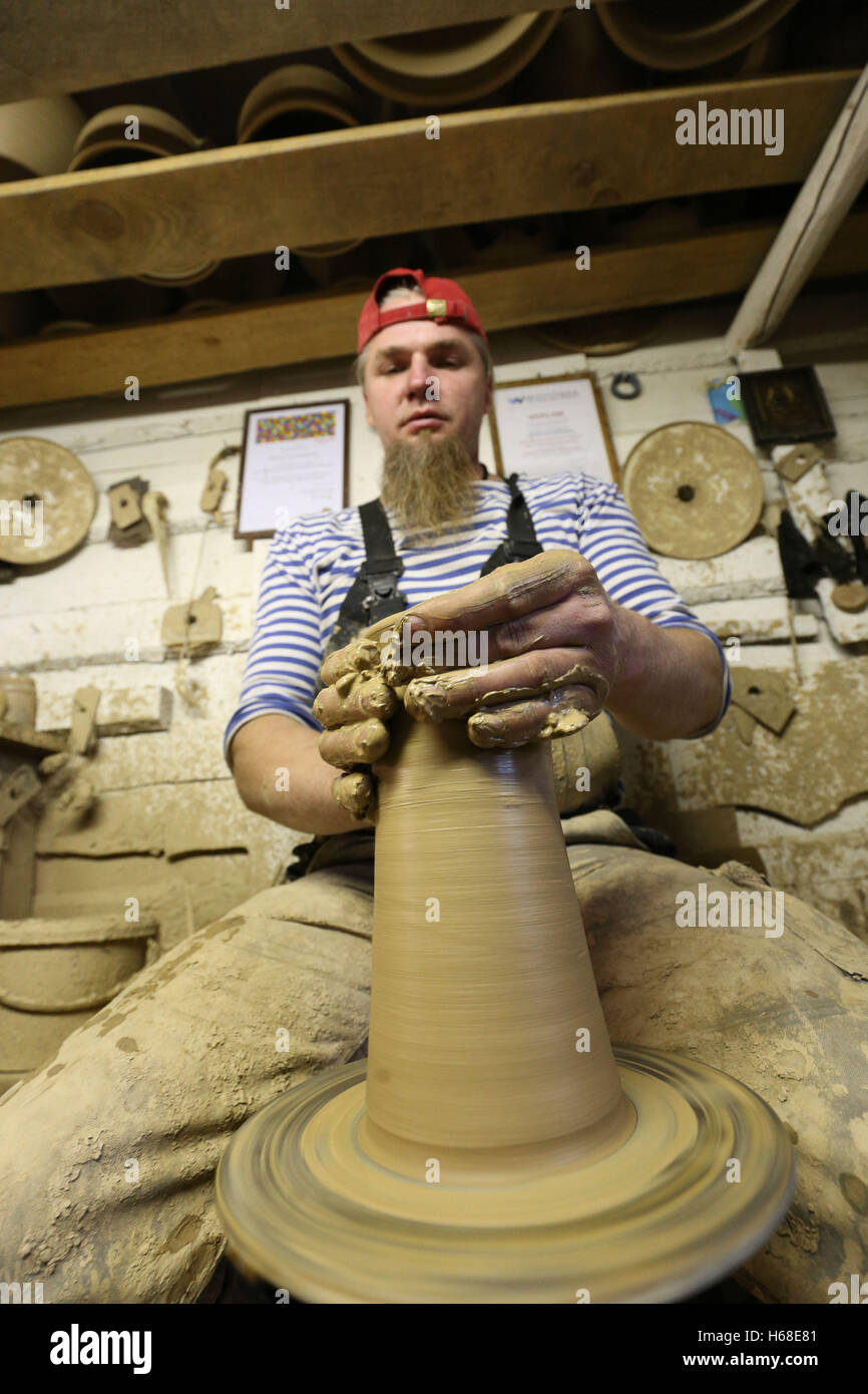 Pawel Piechowski, a potter from Czarna Wies Koscielna North-East Poland ... Pawel Piechowski, a potter from Czarna Wies Koscielna North-East Poland ...
