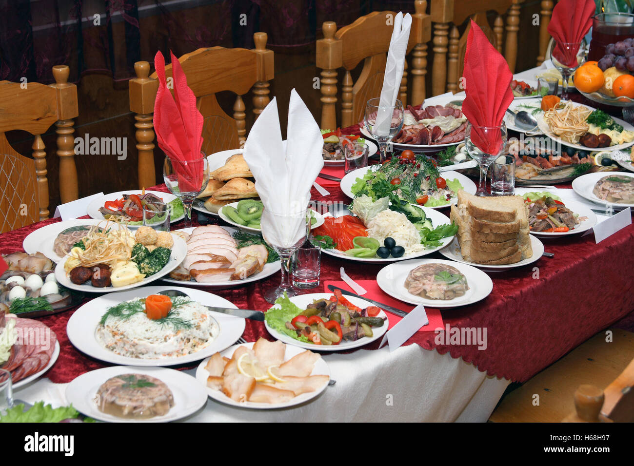 Festively covered Russian table with various dishes Stock Photo - Alamy